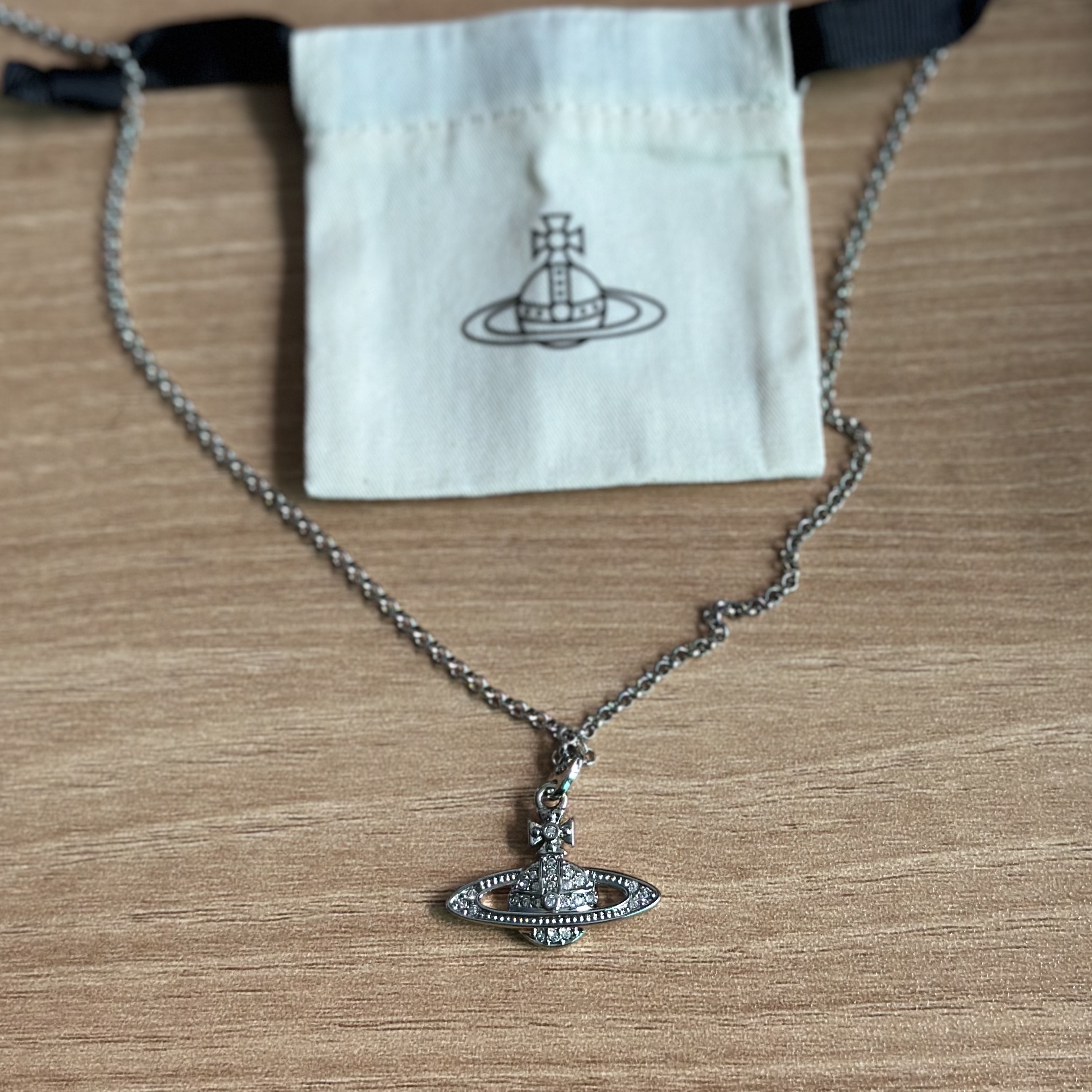 겨울이 (@winter_ae) 님의 게시물 | KREAM