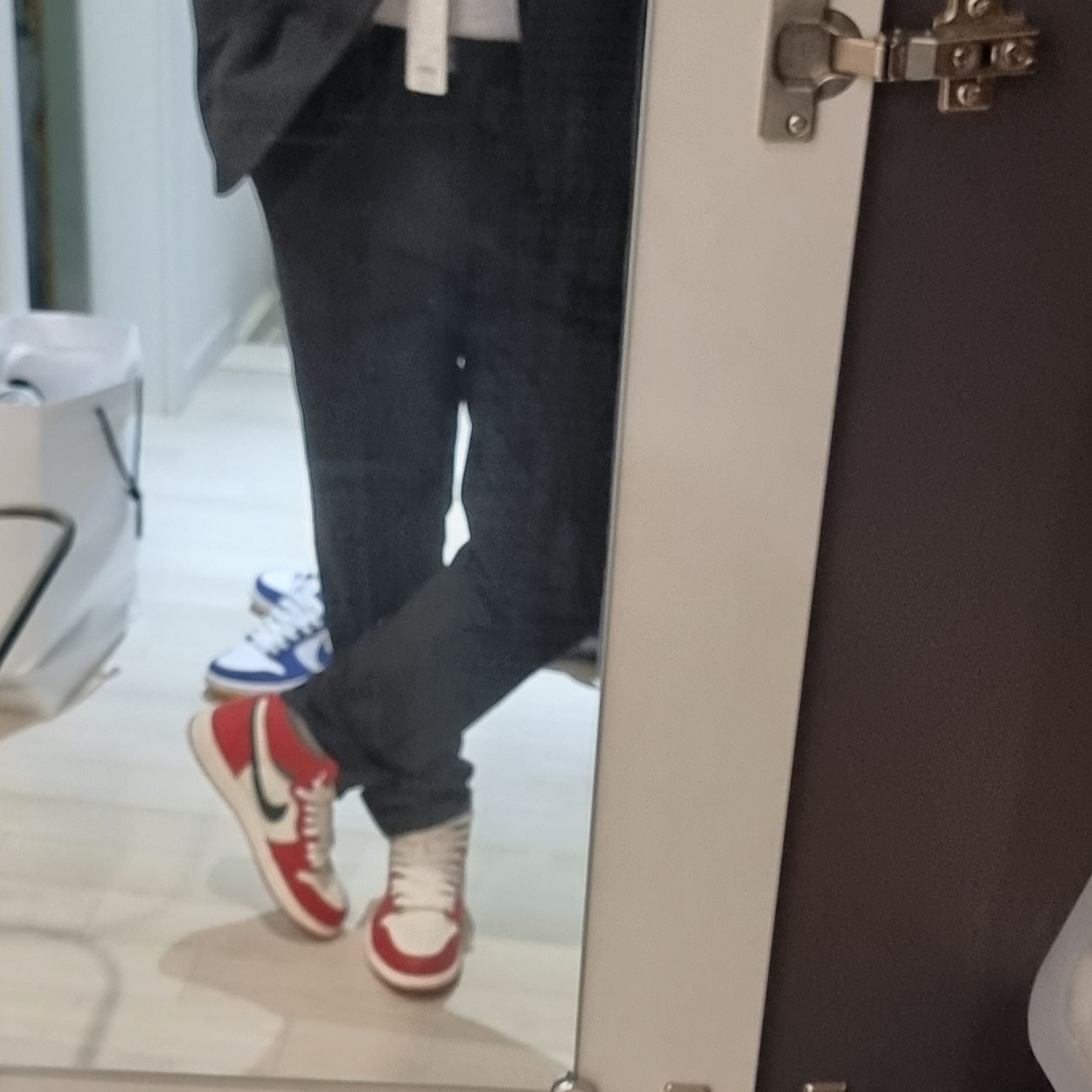 김태환 (@teamblue) 님의 게시물 | KREAM