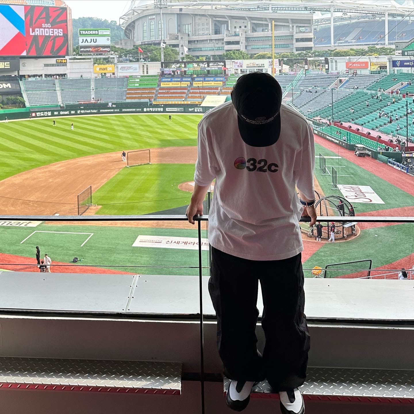 @youngsunion (@supernormal) 님의 게시물 | KREAM