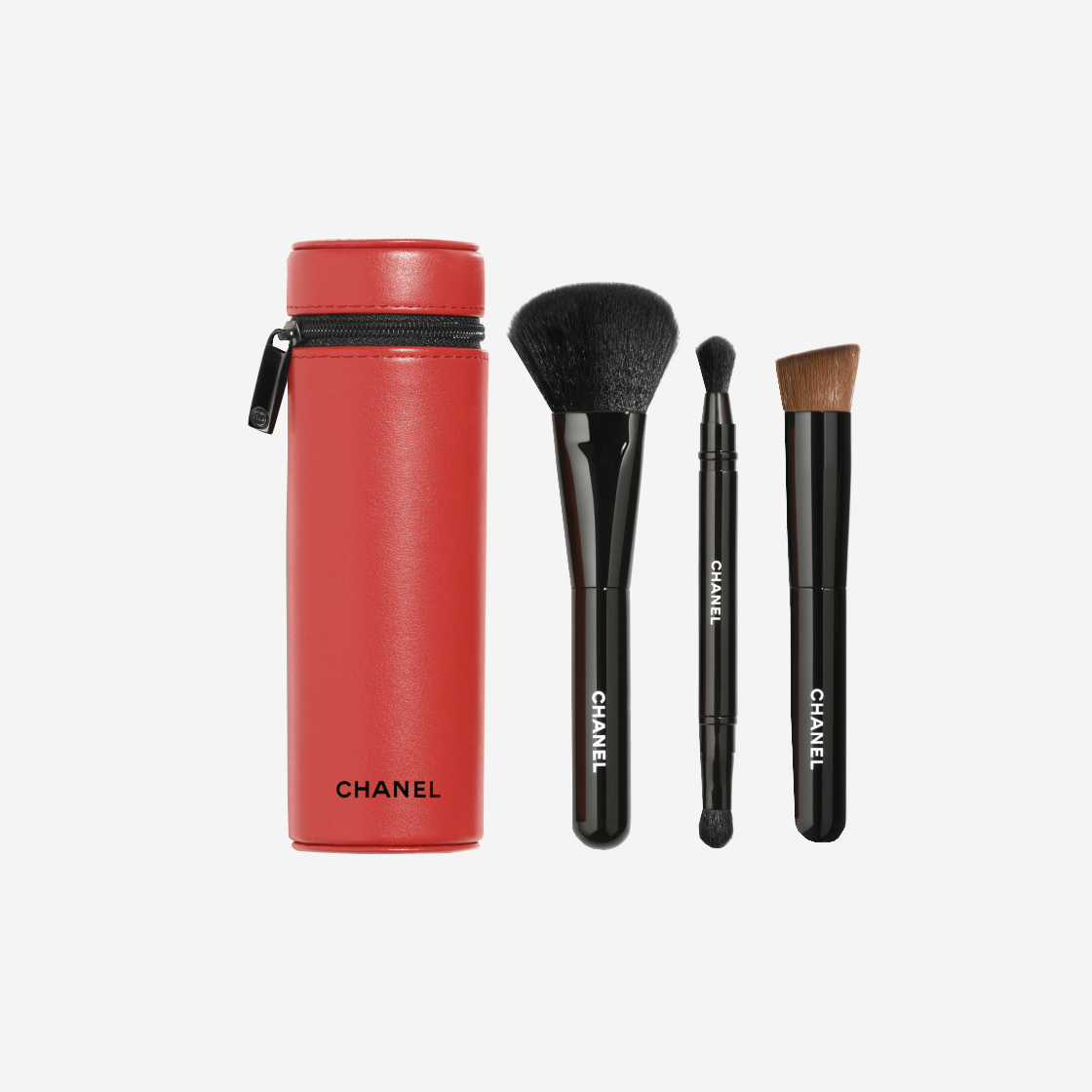 샤넬 코드 컬러 리미티드 에디션 에쌍씨엘 브러쉬 세트 파우치 포함 121 프리미에 담 (3개 세트) | Chanel | KREAM