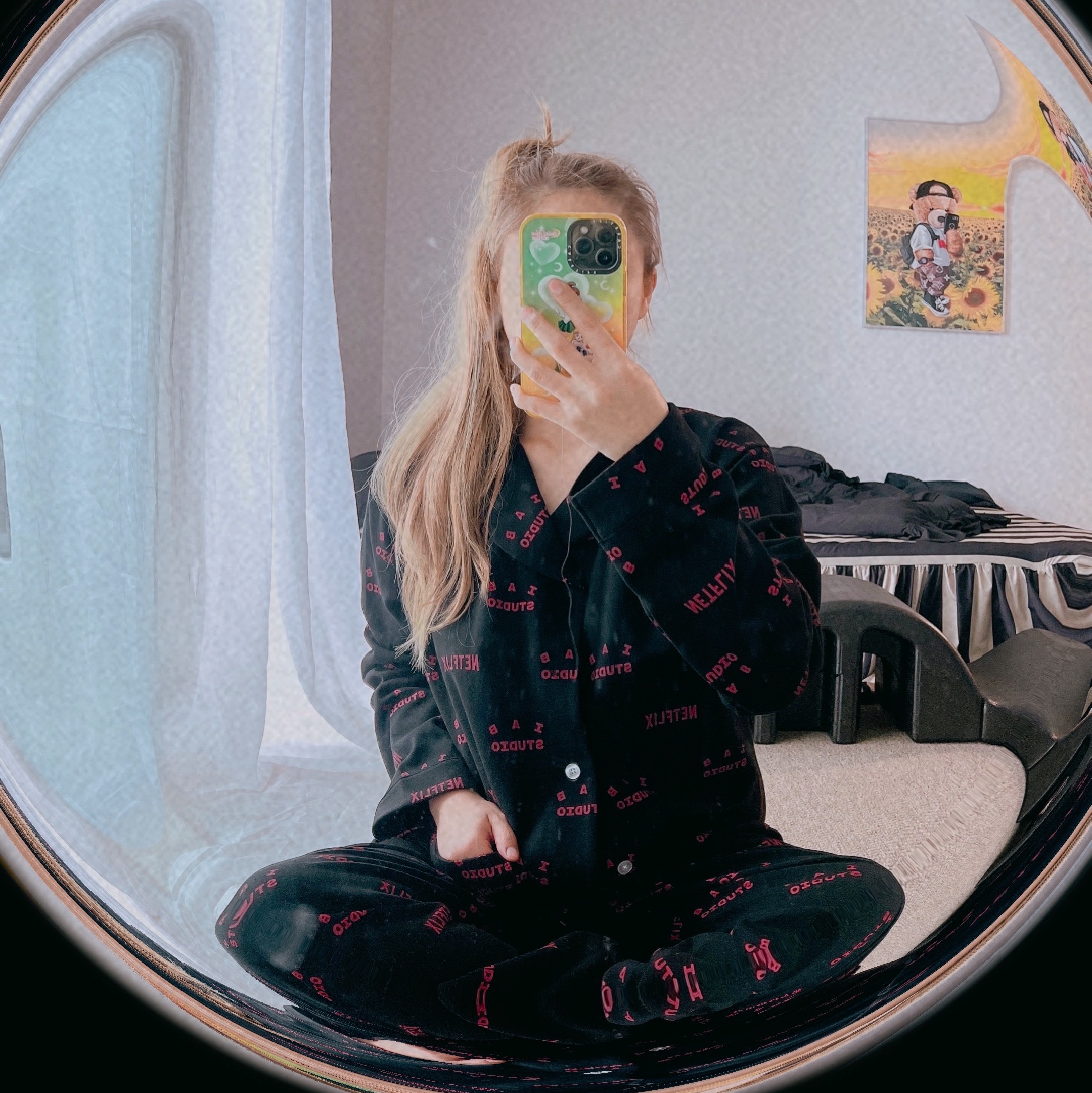 지니 (@jxx.heee) 님의 게시물 | KREAM