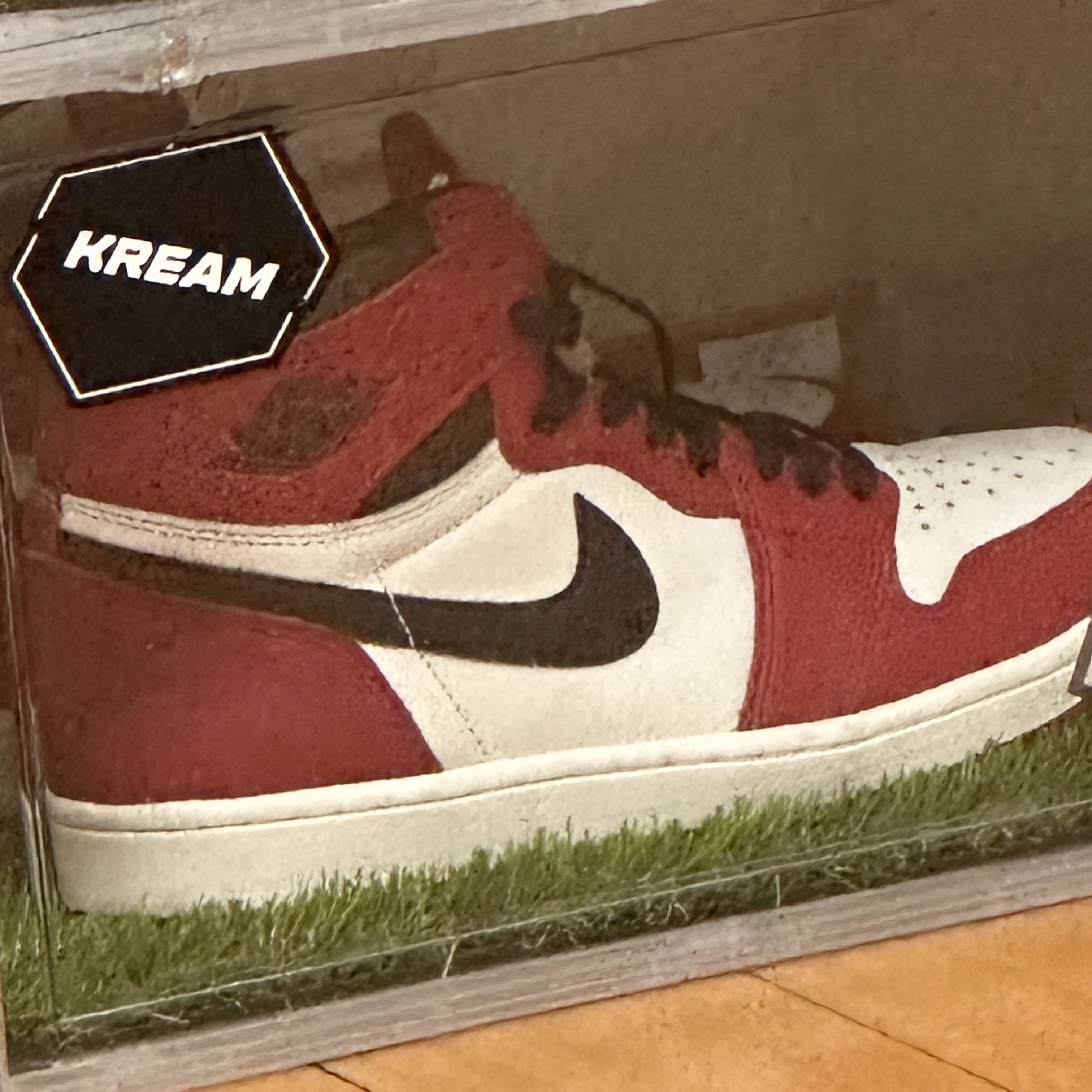 우나기 (@metapoo) 님의 게시물 | KREAM