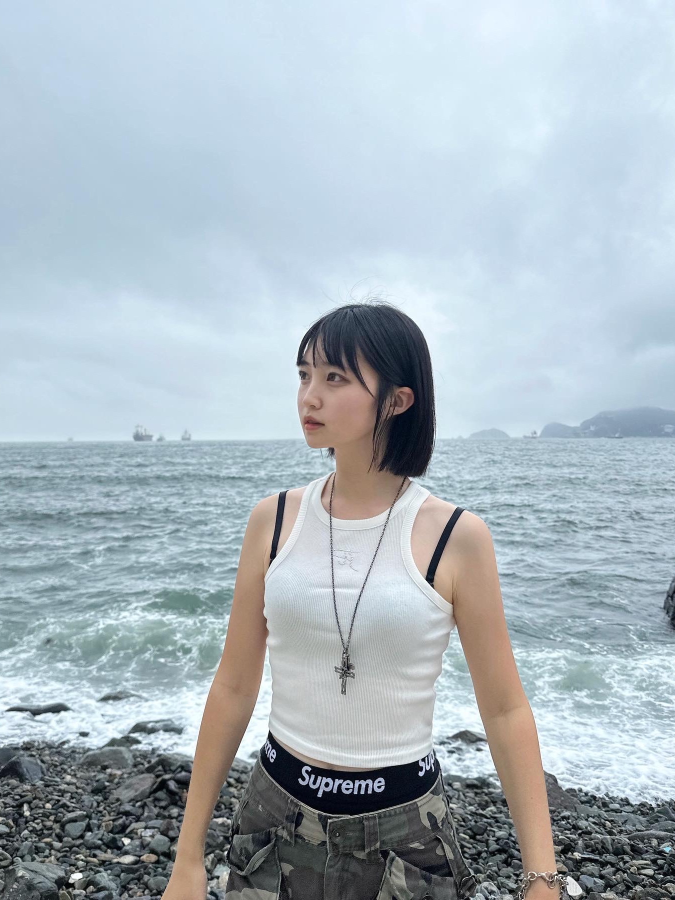 윶 (@syj318) 님의 게시물 | KREAM