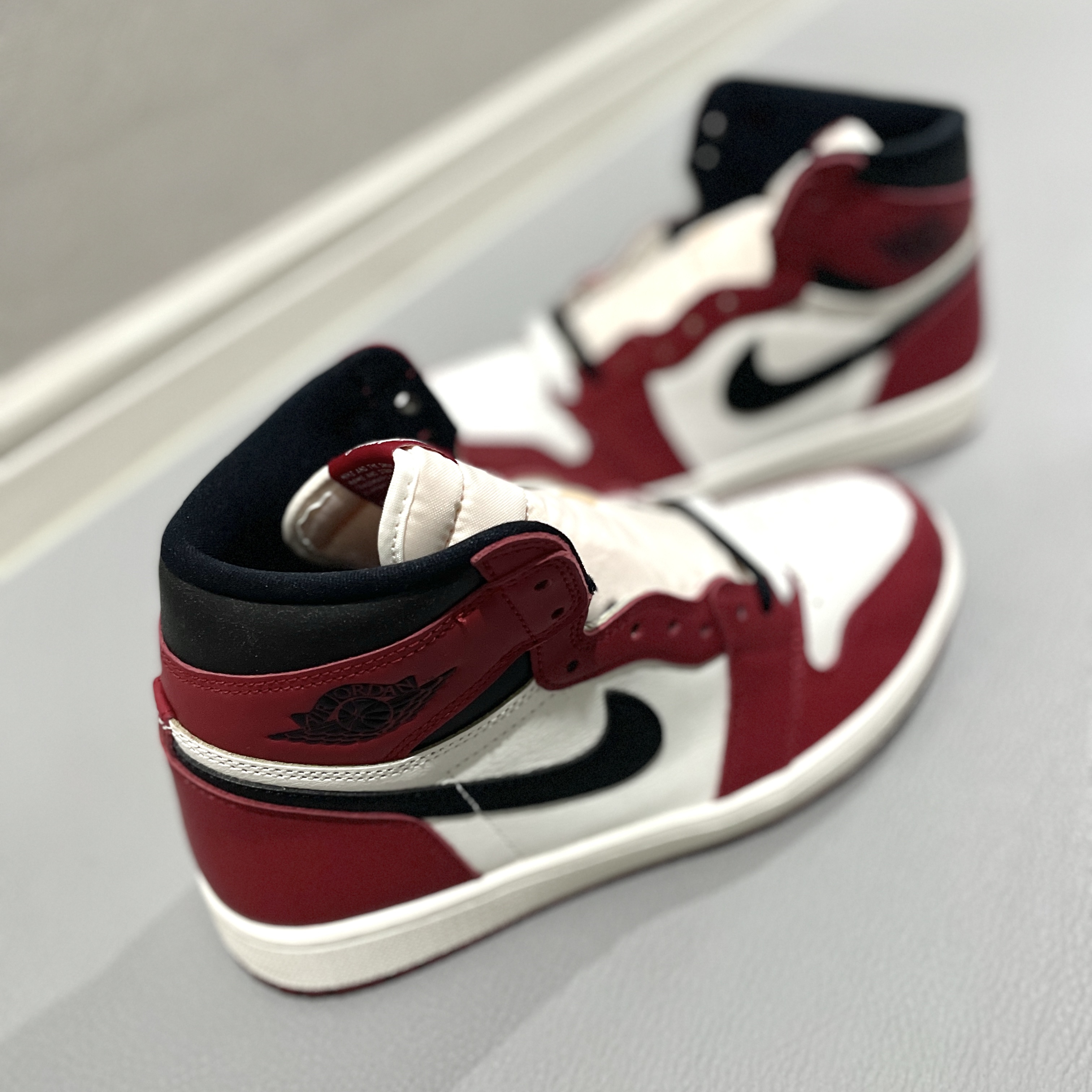 서봉 (@seo_bong) 님의 게시물 | KREAM