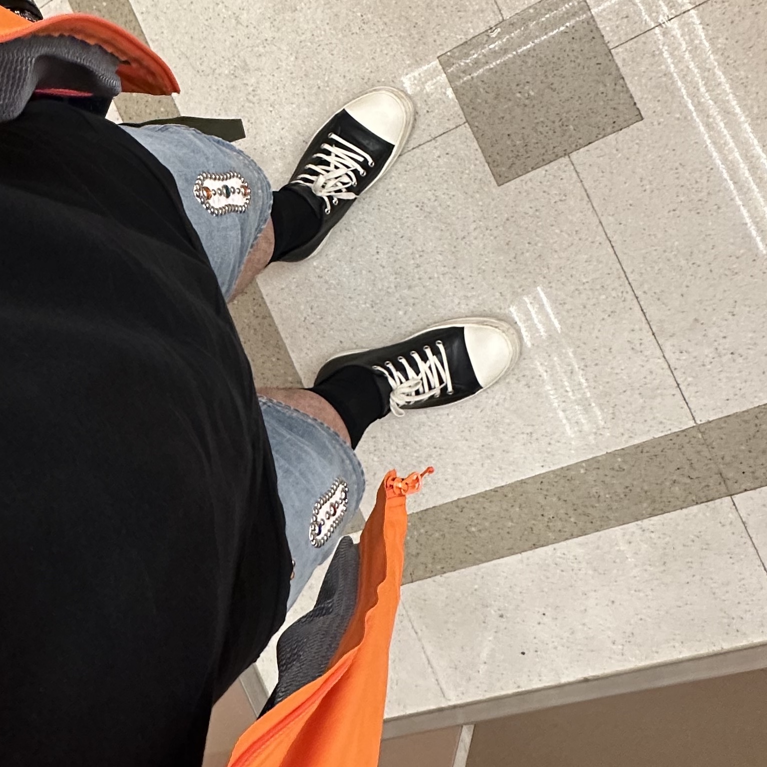 quelo (@jun_free) 님의 게시물 | KREAM