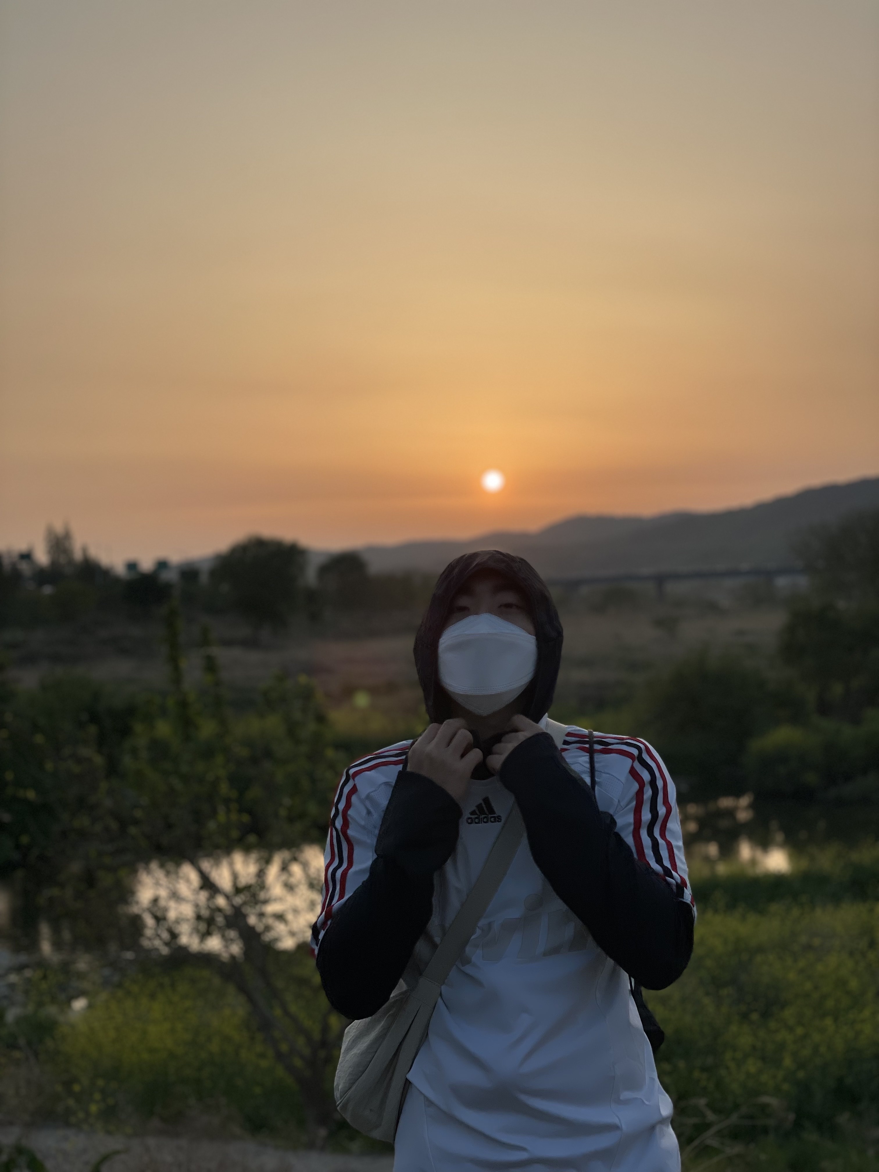 류채우 (@new_cw00) 님의 게시물 | KREAM