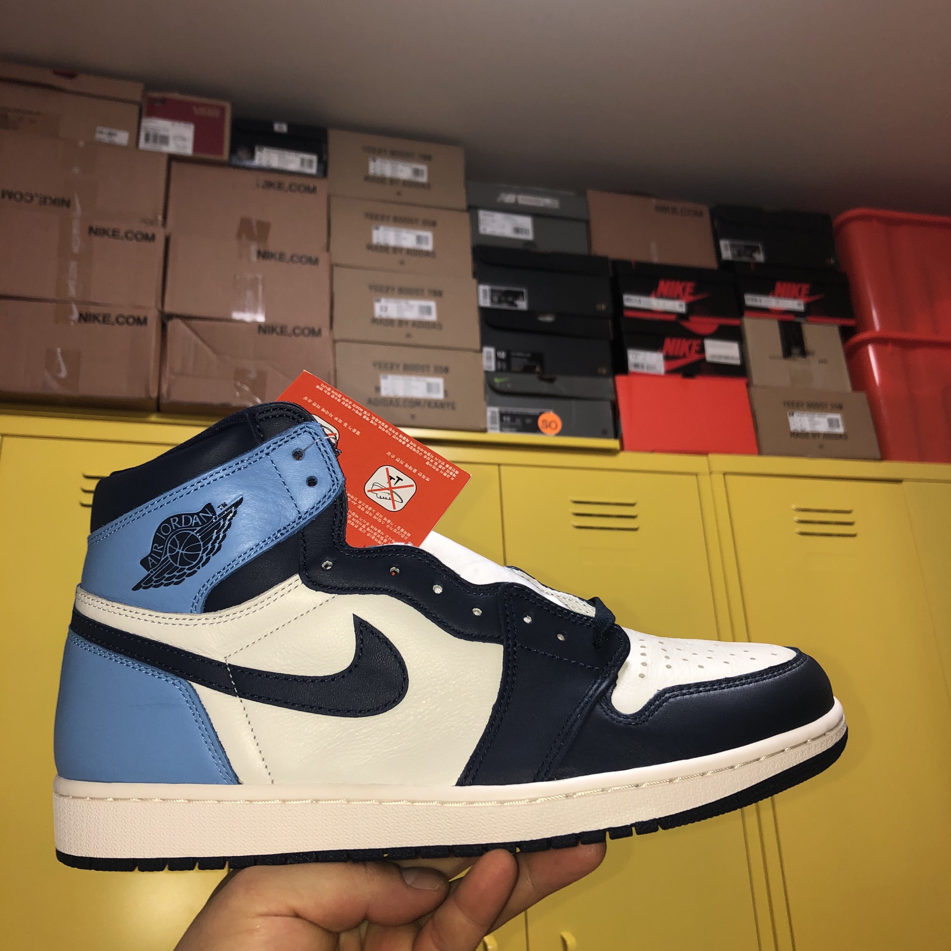 스바 (@seuba1) 님의 게시물 | KREAM