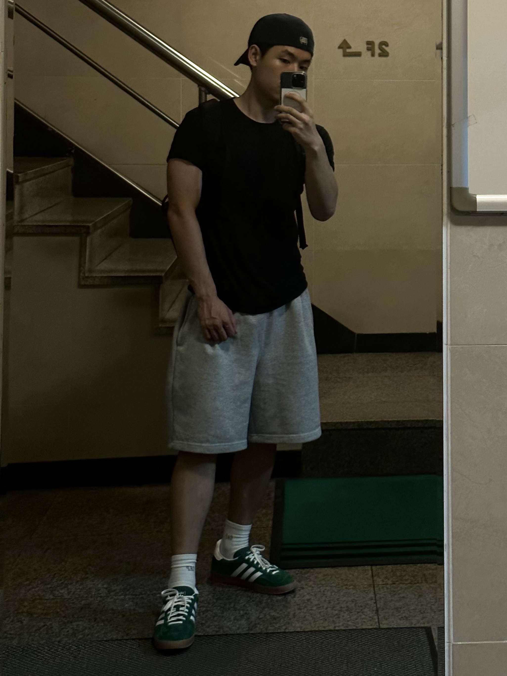 솔 (@sol_du) 님의 게시물 | KREAM