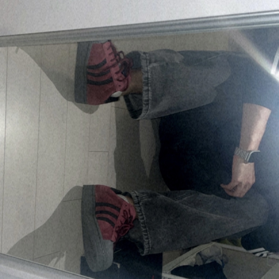 지성 (@6jixxelvn) 님의 게시물 | KREAM