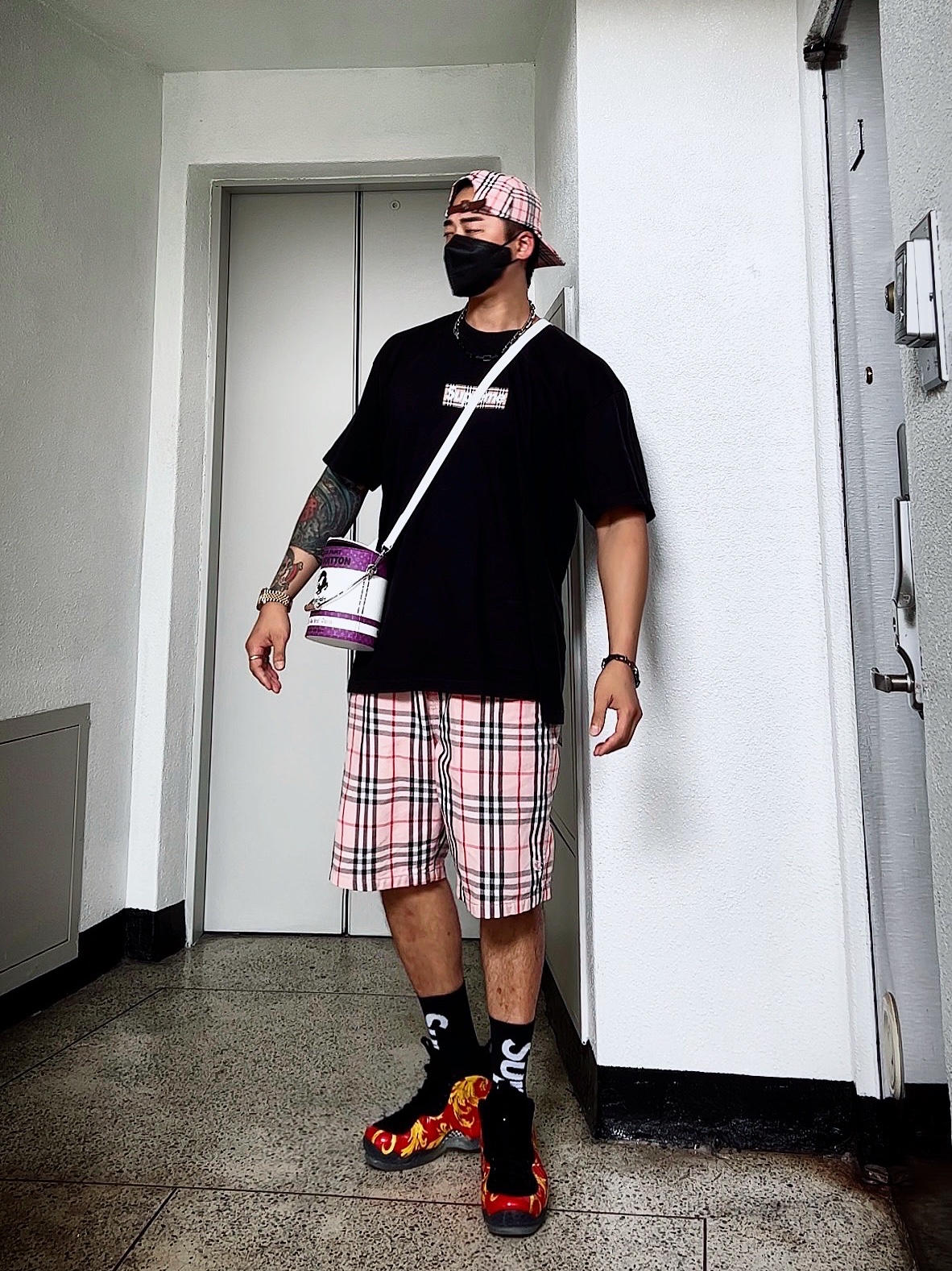 Instagram@hi... (@highbrow_fr...) 님의 게시물 | KREAM