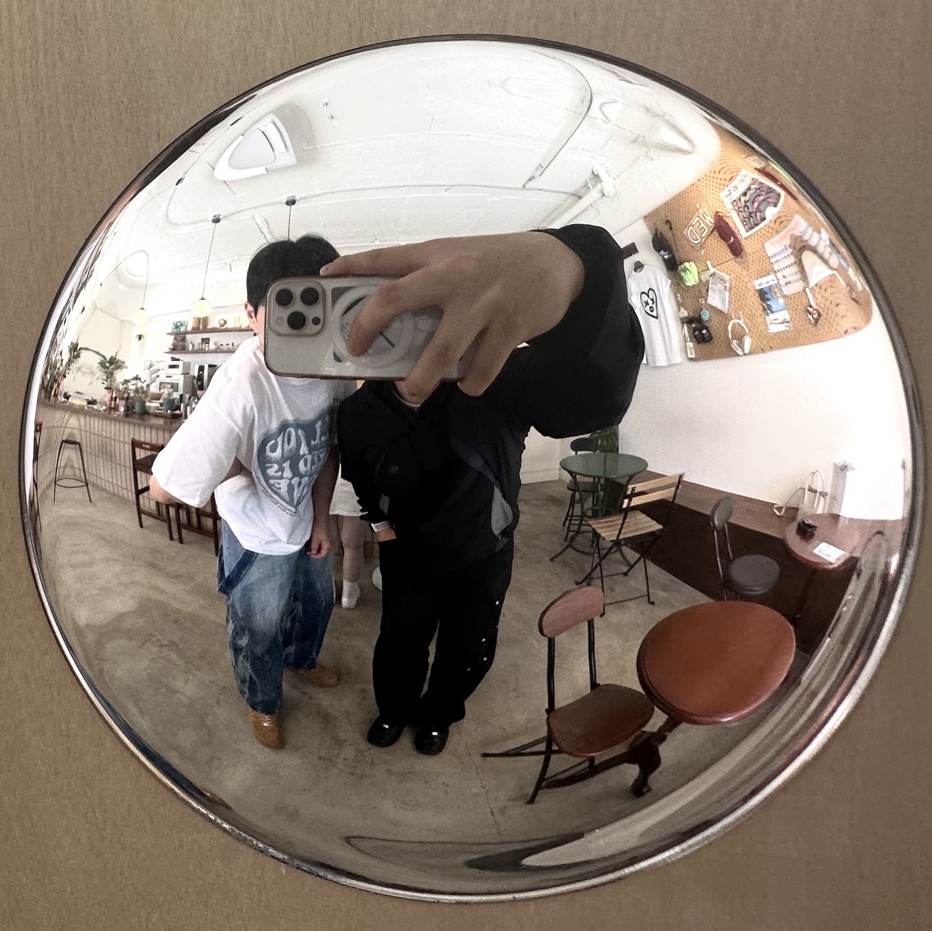 PPP (@1__nw_) 님의 게시물 | KREAM