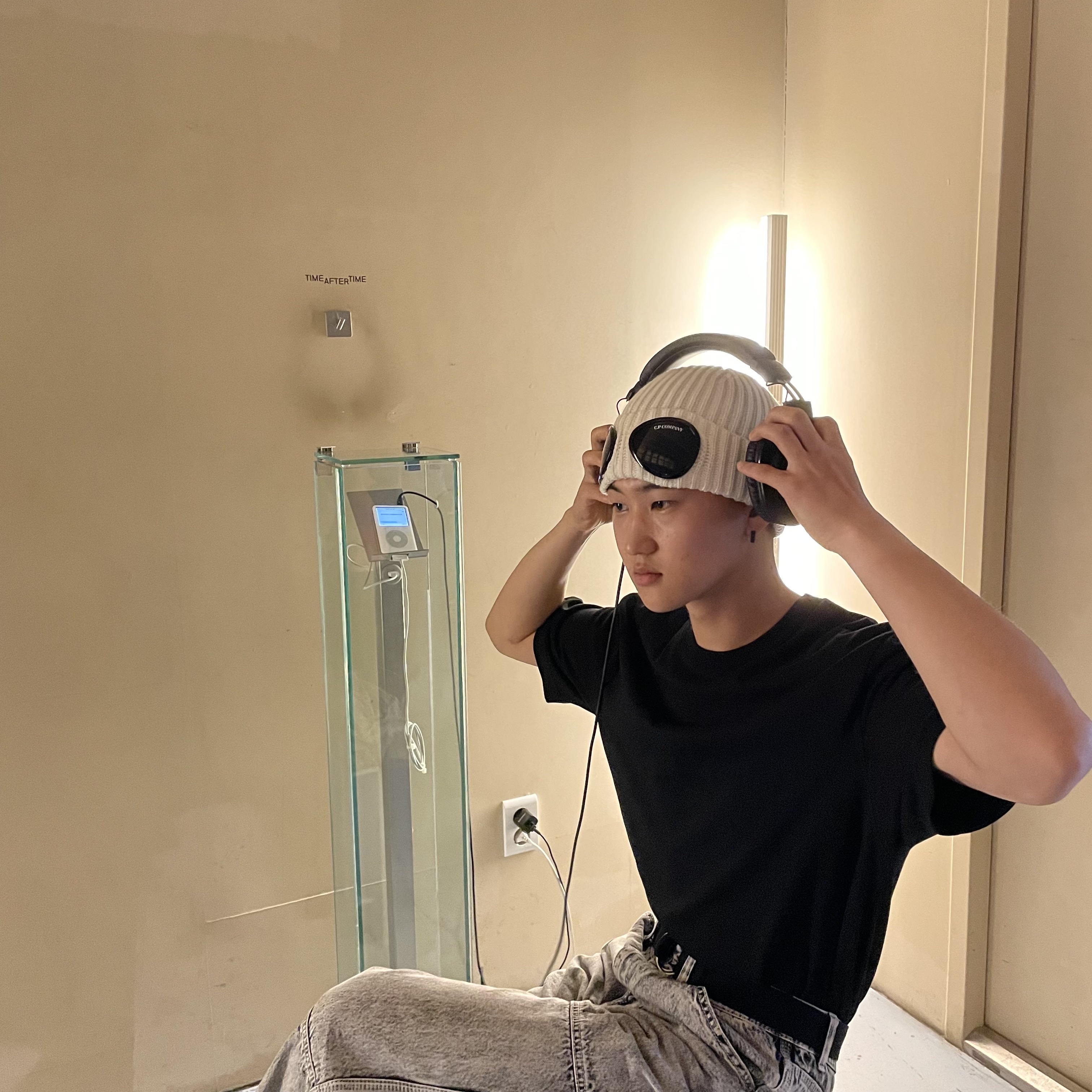 성우 (@s_2_woo__) 님의 게시물 | KREAM