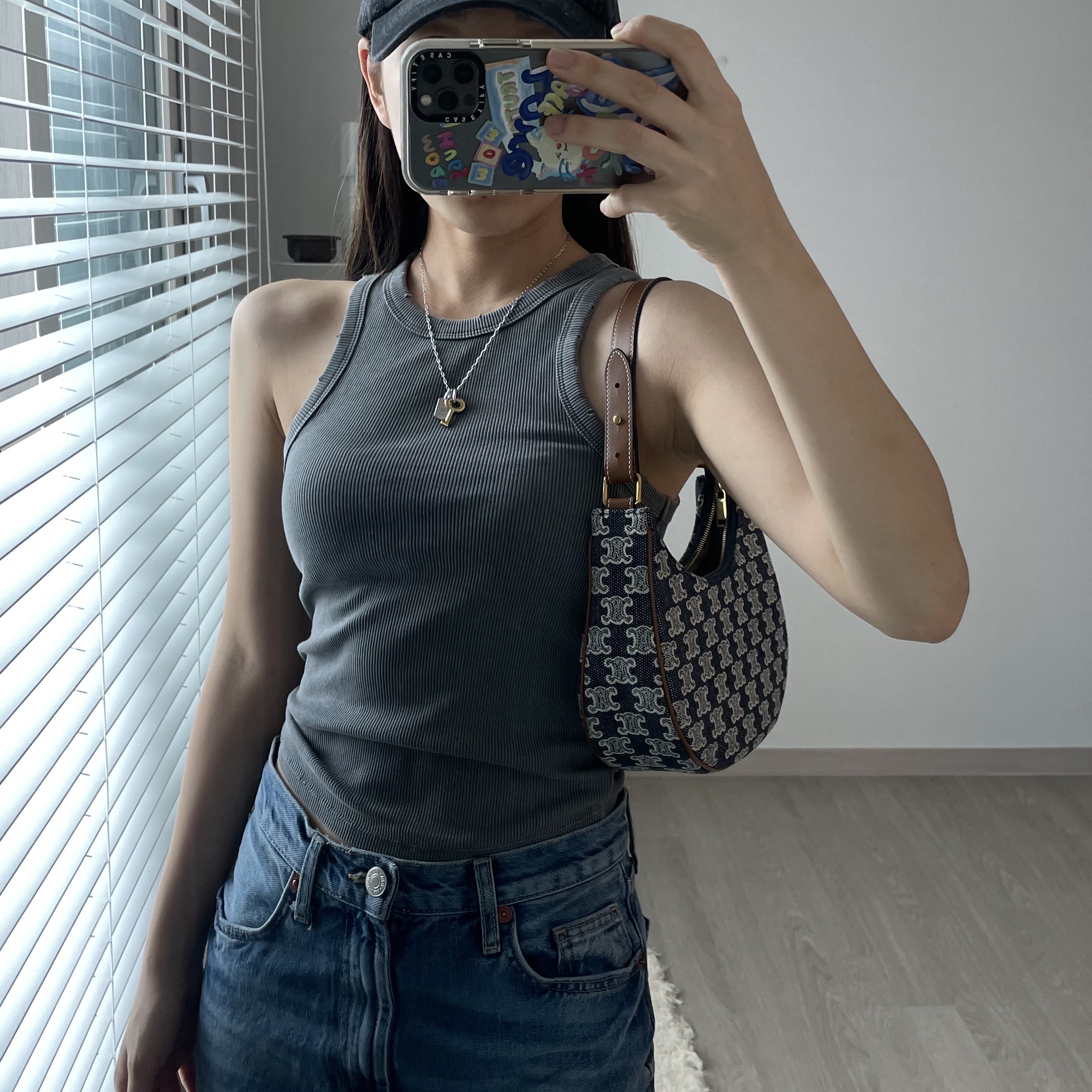 USOO (@by_u_soo) 님의 게시물 | KREAM