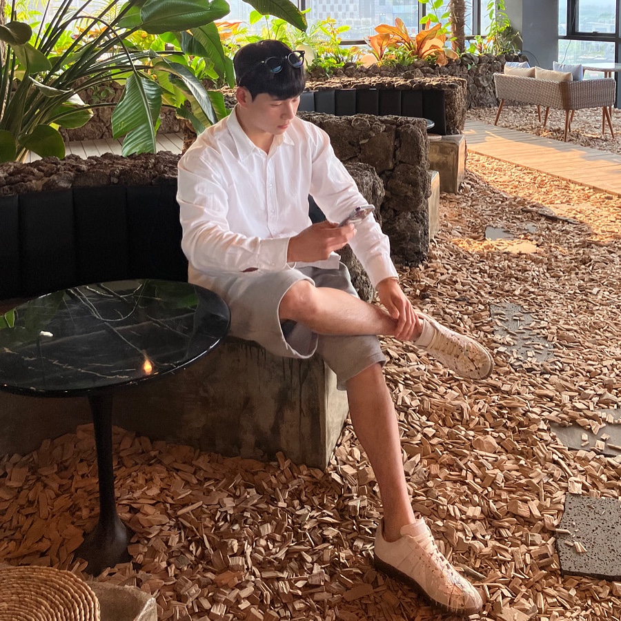 하석진 (@seok___jjjin) 님의 게시물 | KREAM