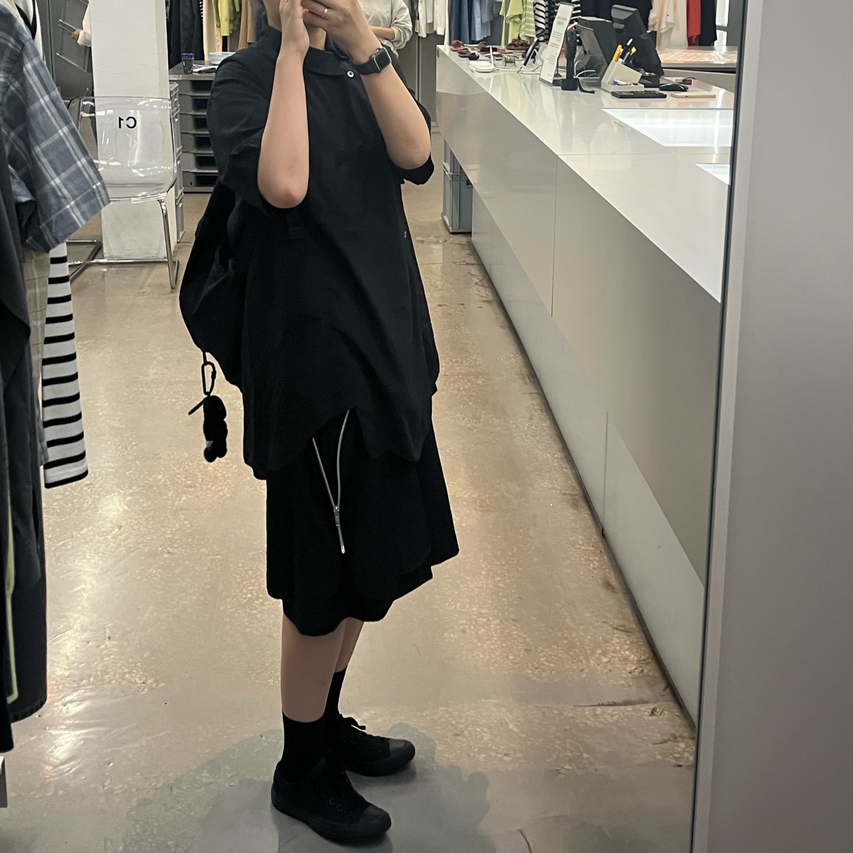 매지 (@leemezzi) 님의 게시물 | KREAM