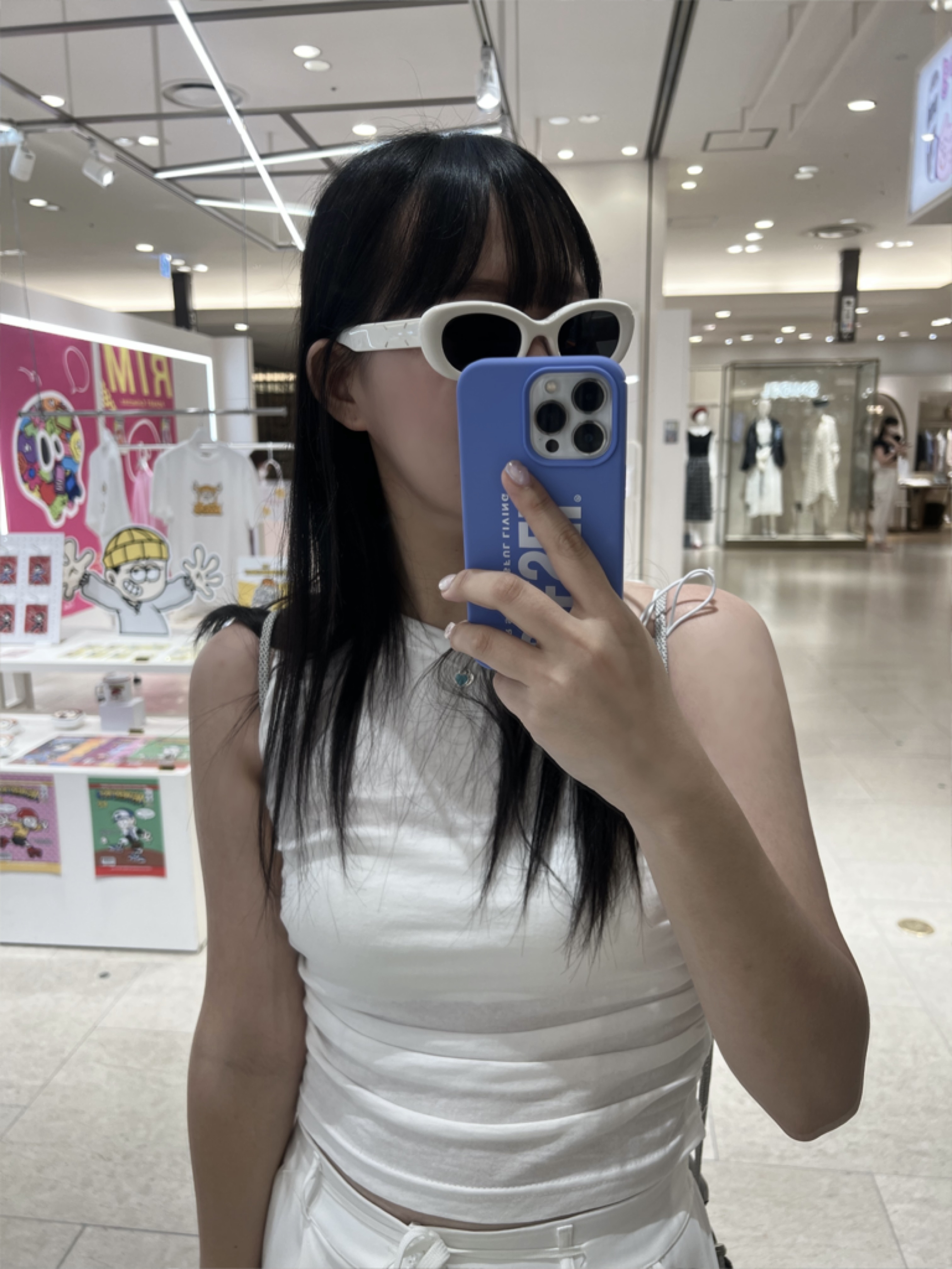 (@yooongji) 님의 게시물 | KREAM