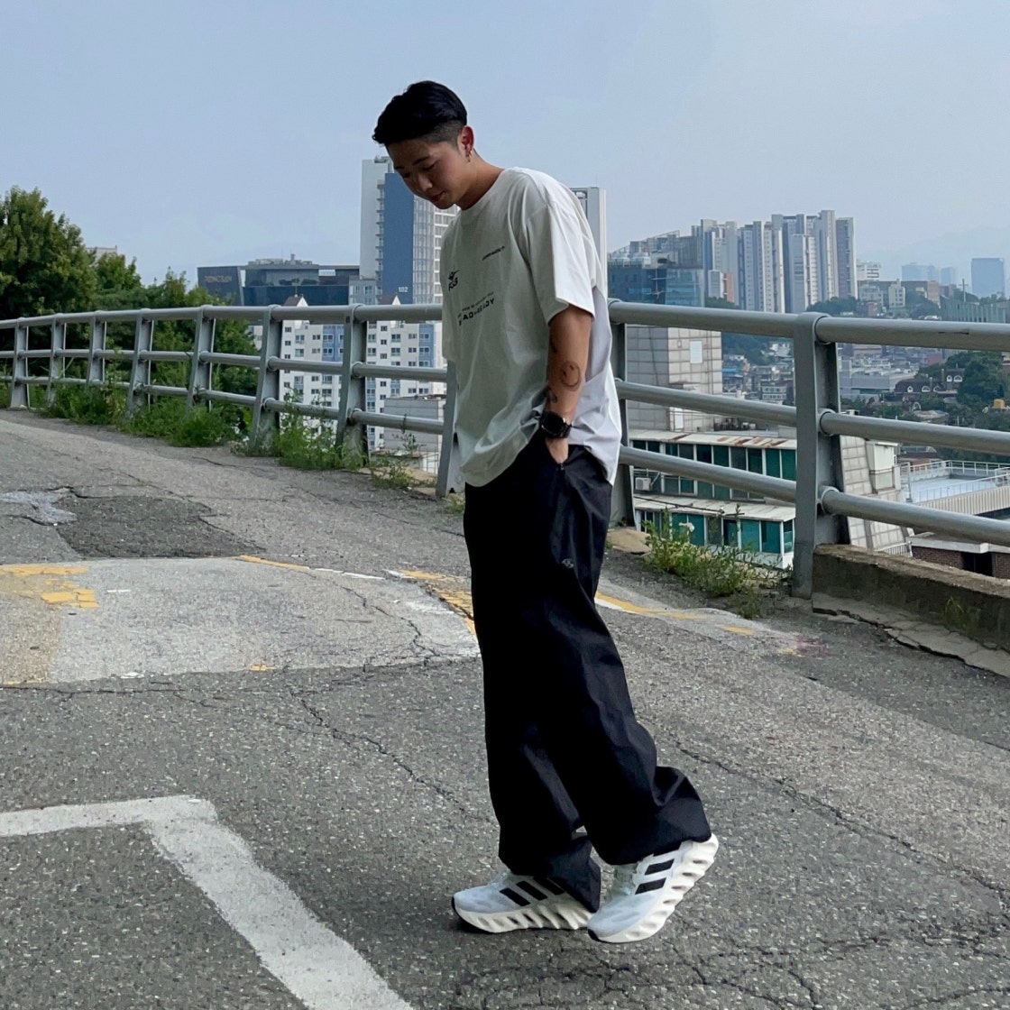 섭이 (@tako_warigari) 님의 게시물 | KREAM