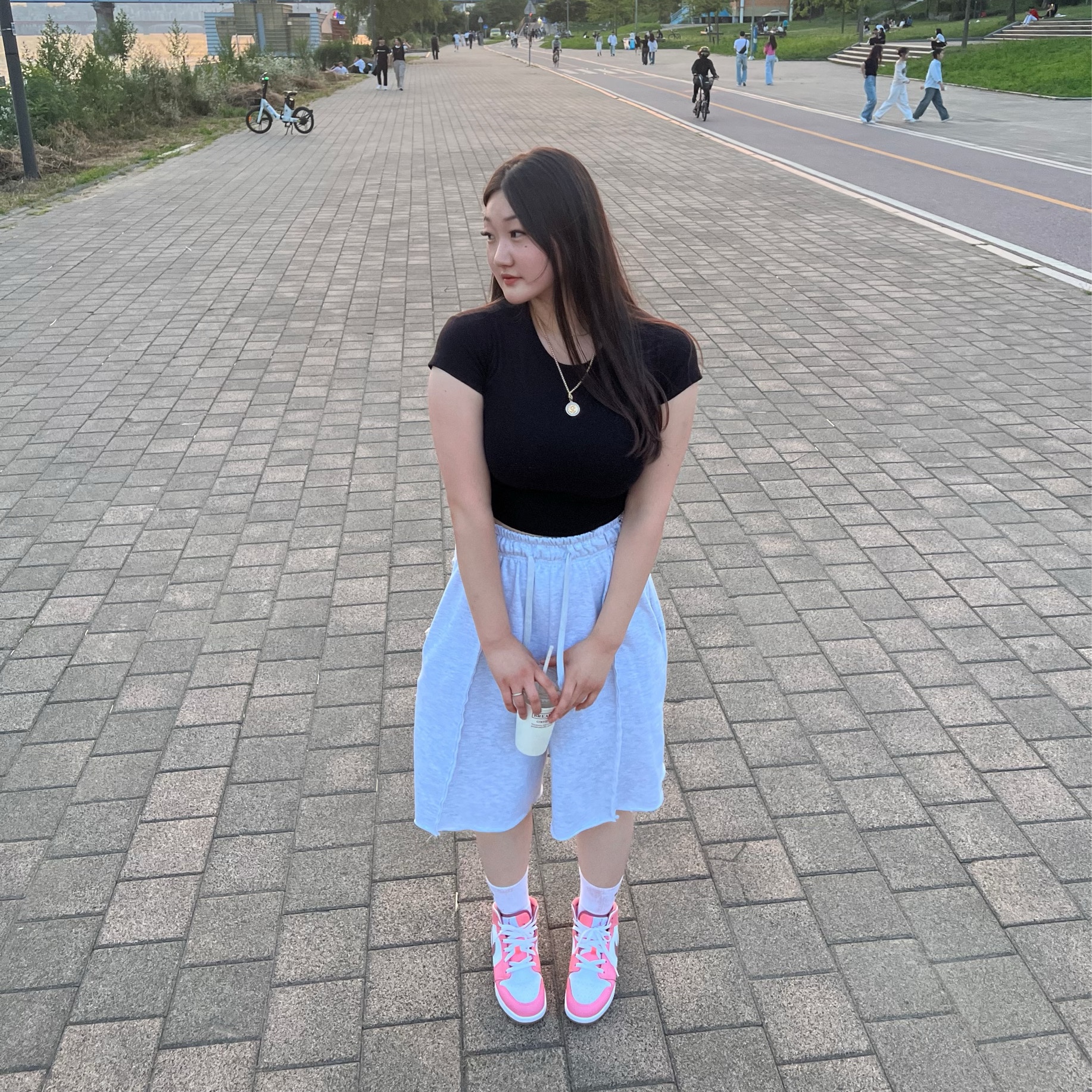 🦭🦭🦭🦭 (@yejener) 님의 게시물 | KREAM