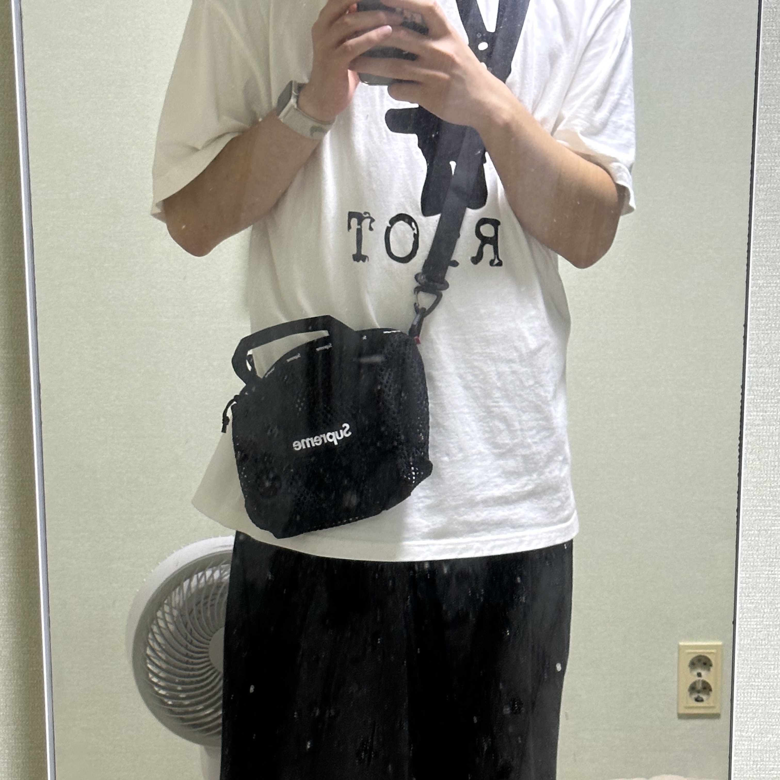 rlatmfrl561 (@seul828) 님의 게시물 | KREAM