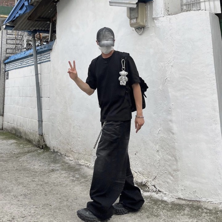 OMO (@omo_service) 님의 게시물 | KREAM