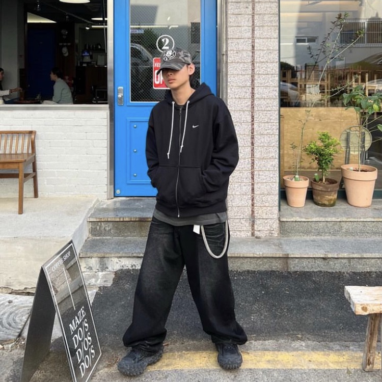 OMO (@omo_service) 님의 게시물 | KREAM