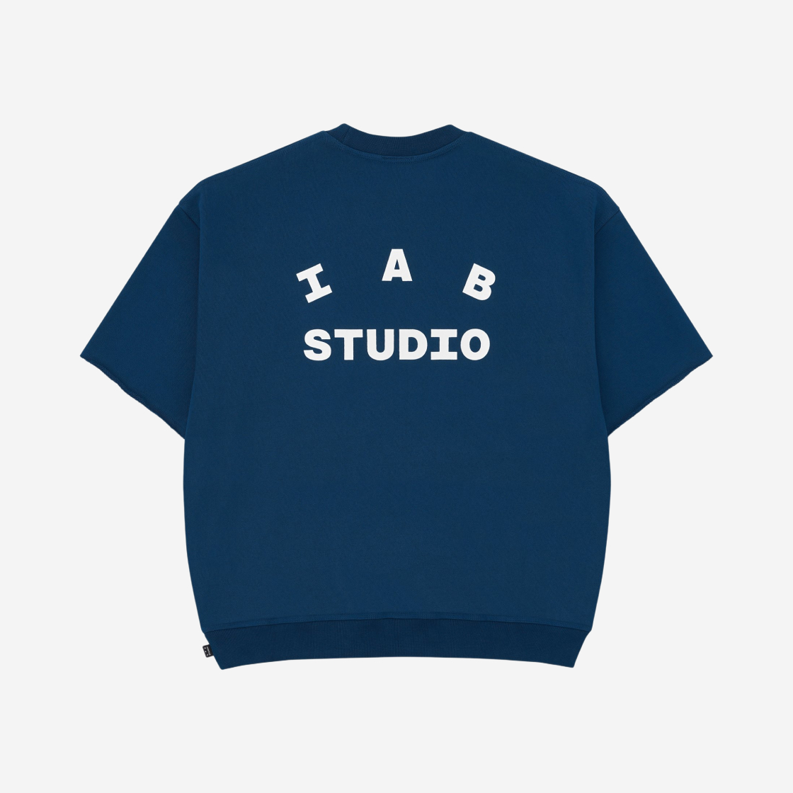 IAB Studio Heavy Shor... STYLE | KREAM