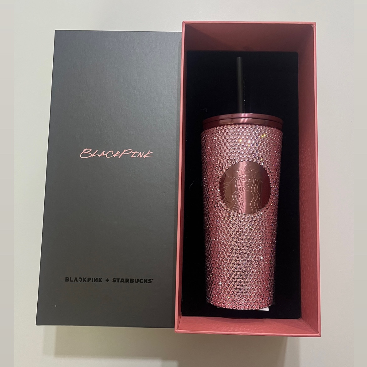 . (@eqhu3n) 님의 게시물 | KREAM