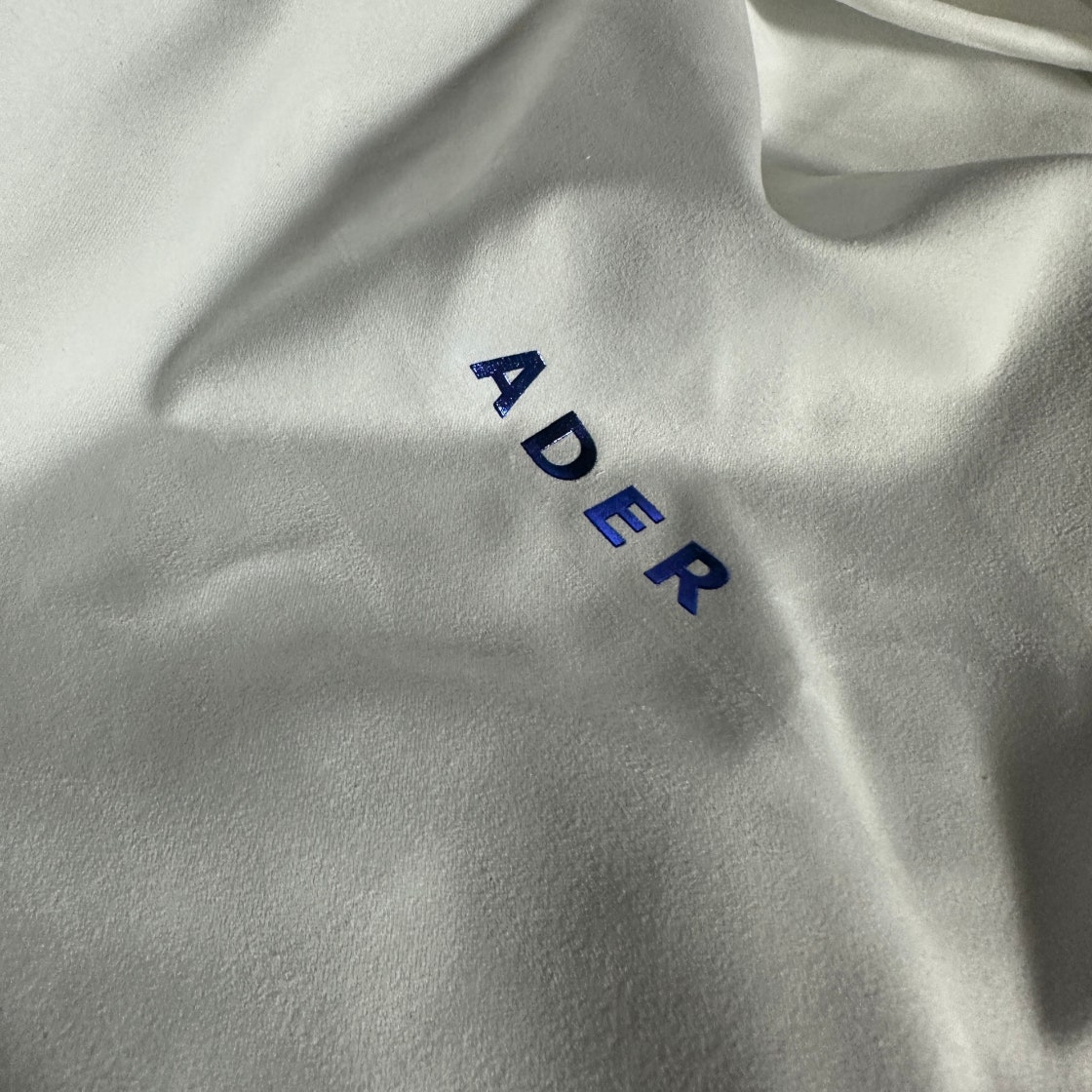 vvvvv (@hjhhhg) 님의 게시물 | KREAM