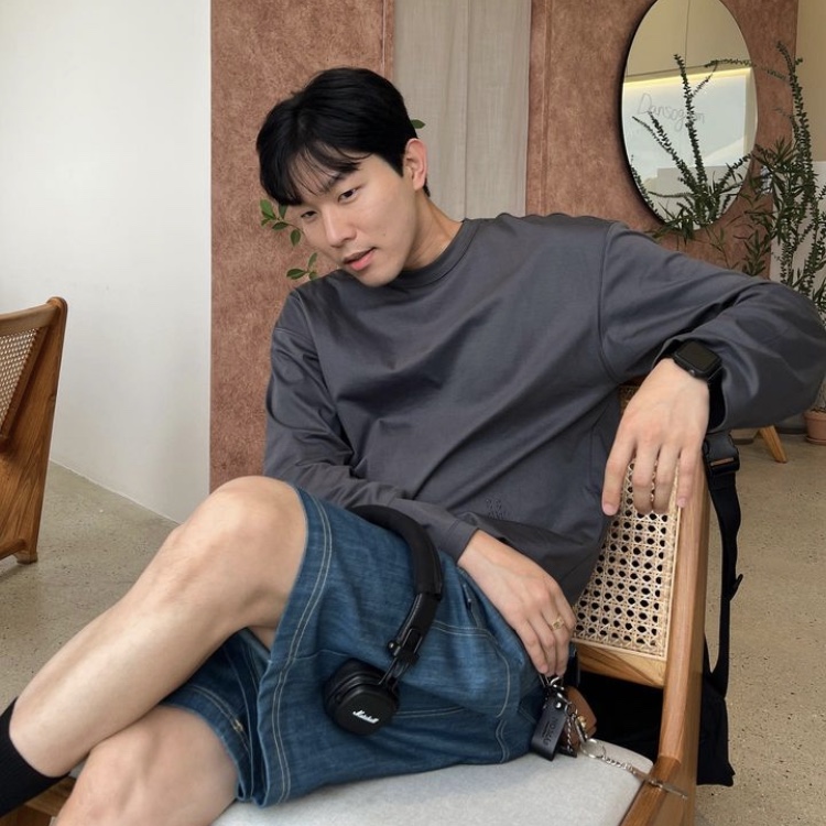 SONGZIO (@songzio_off...) 님의 게시물 | KREAM