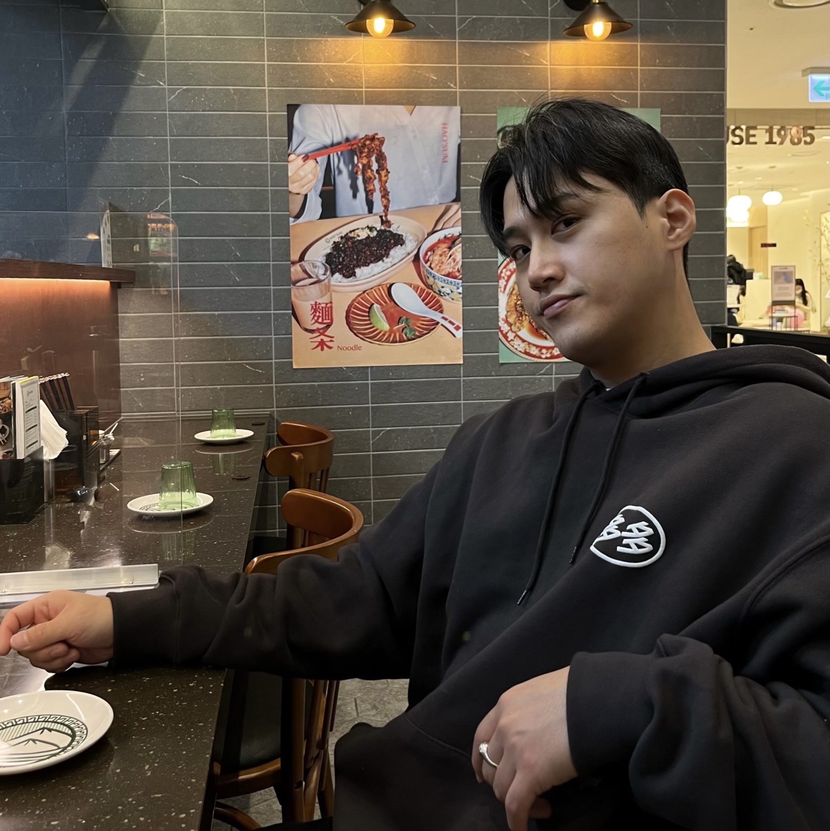 kensei (@kensei) 님의 게시물 | KREAM