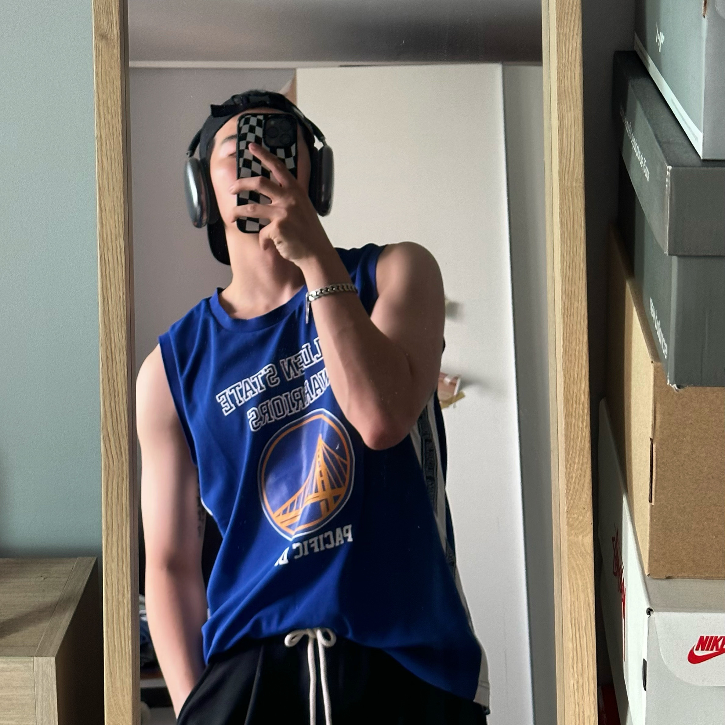 김지훈 (@jhunie_s) 님의 게시물 | KREAM