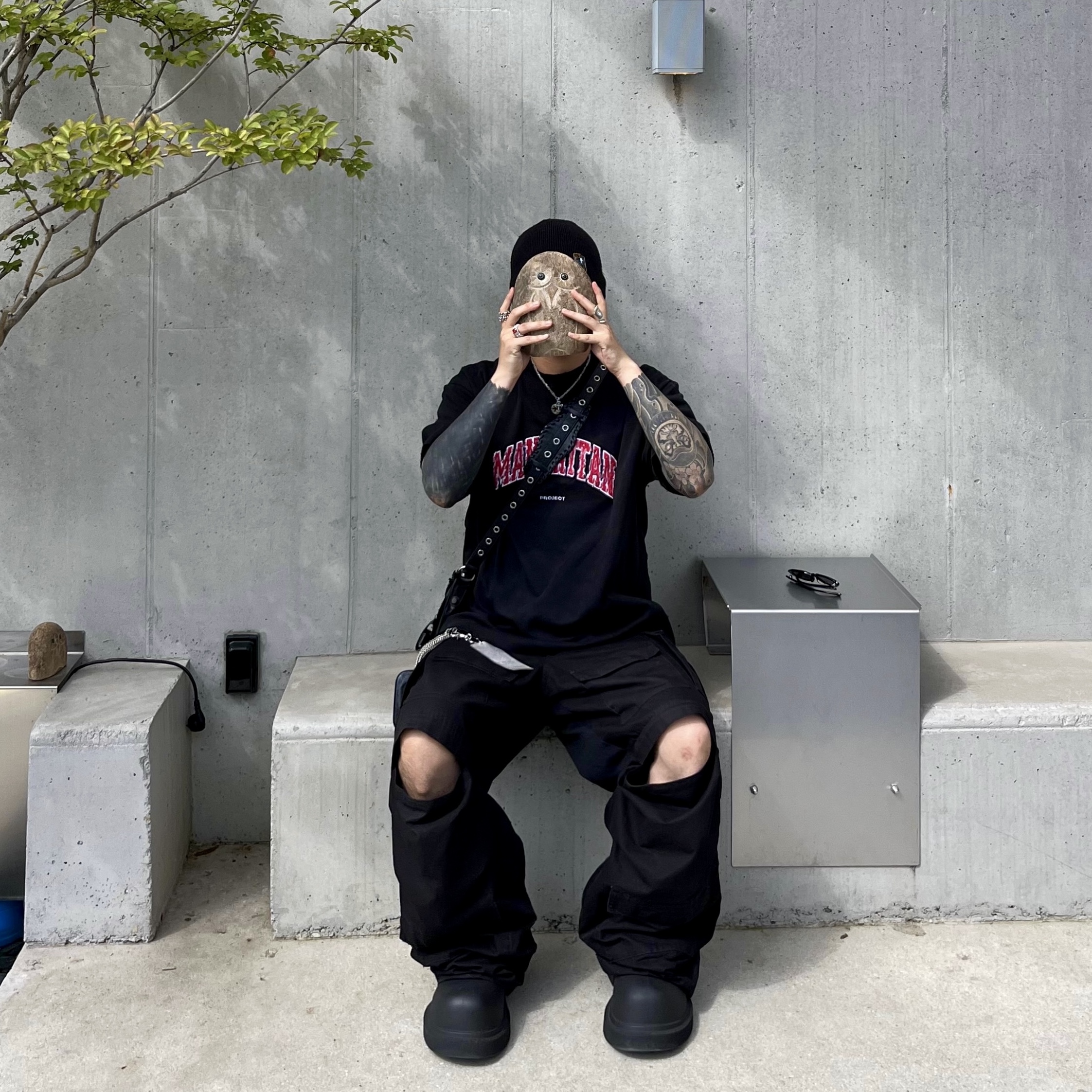 (@l__________eo) 님의 게시물 | KREAM