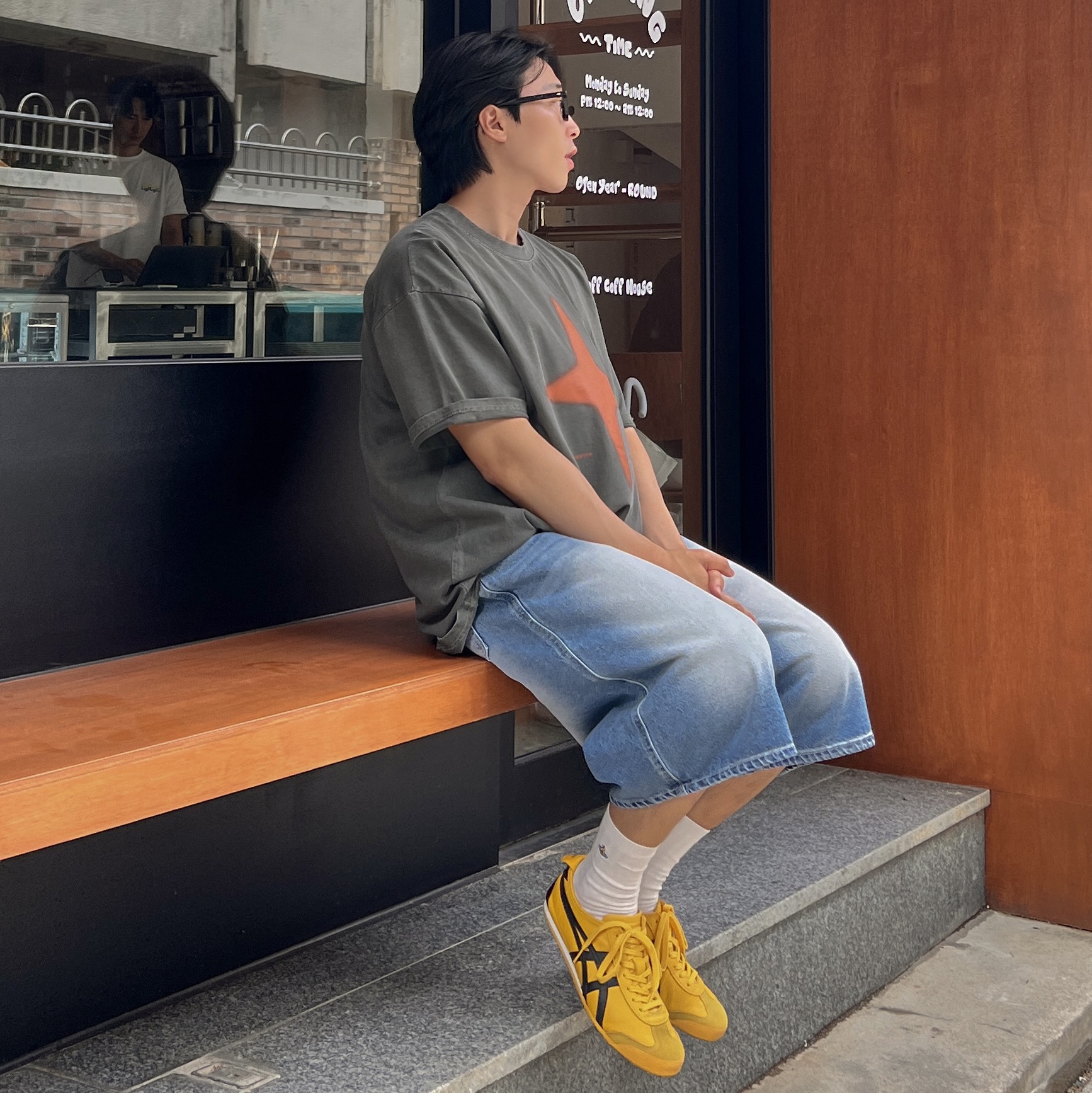 세현 (@me_iro) 님의 게시물 | KREAM