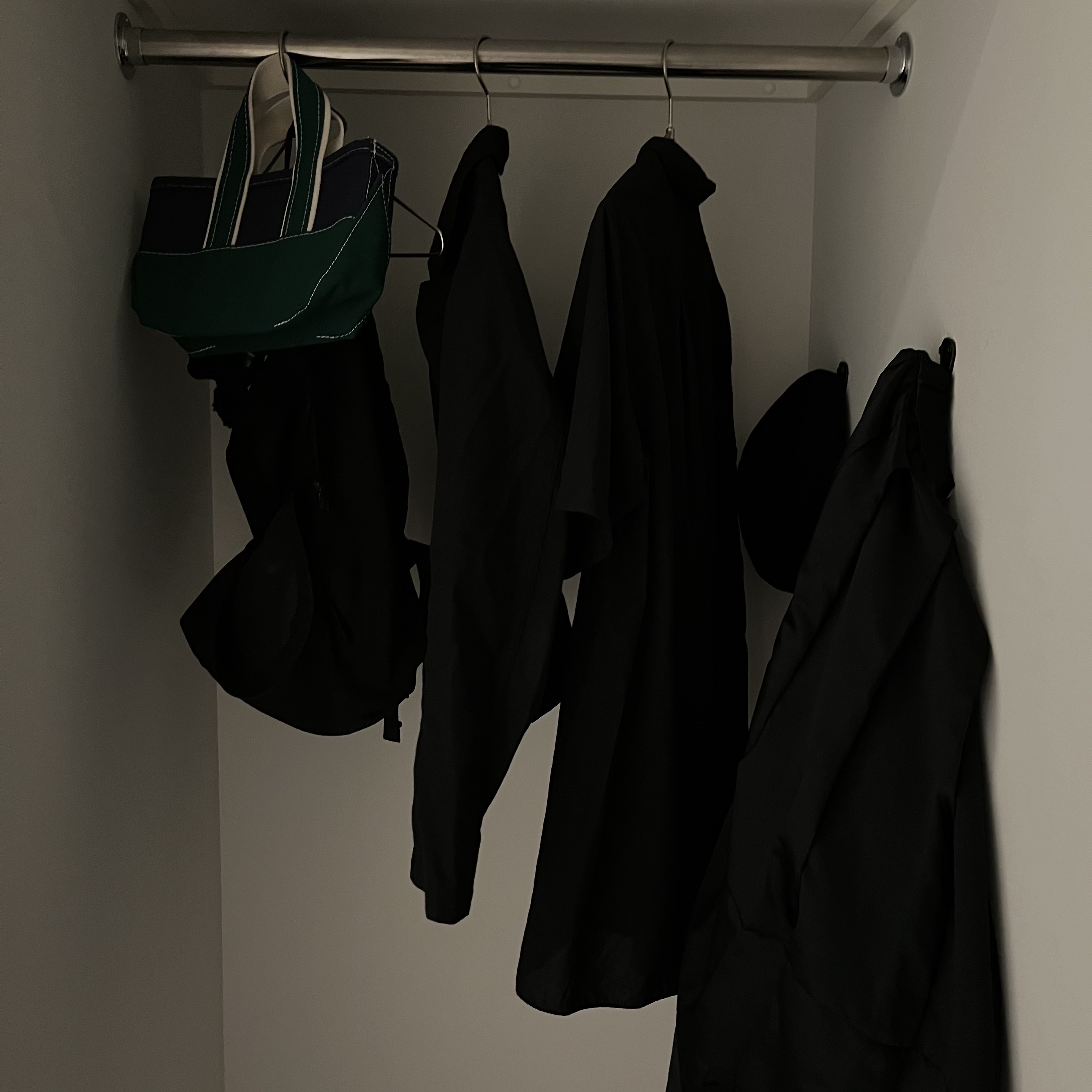 매지 (@leemezzi) 님의 게시물 | KREAM