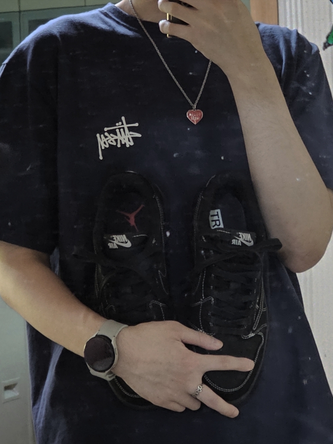 모리 (@owater_97) 님의 게시물 | KREAM