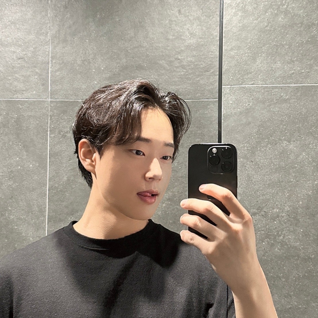 최석우 (@sxxxwxx_ss) 님의 게시물 | KREAM