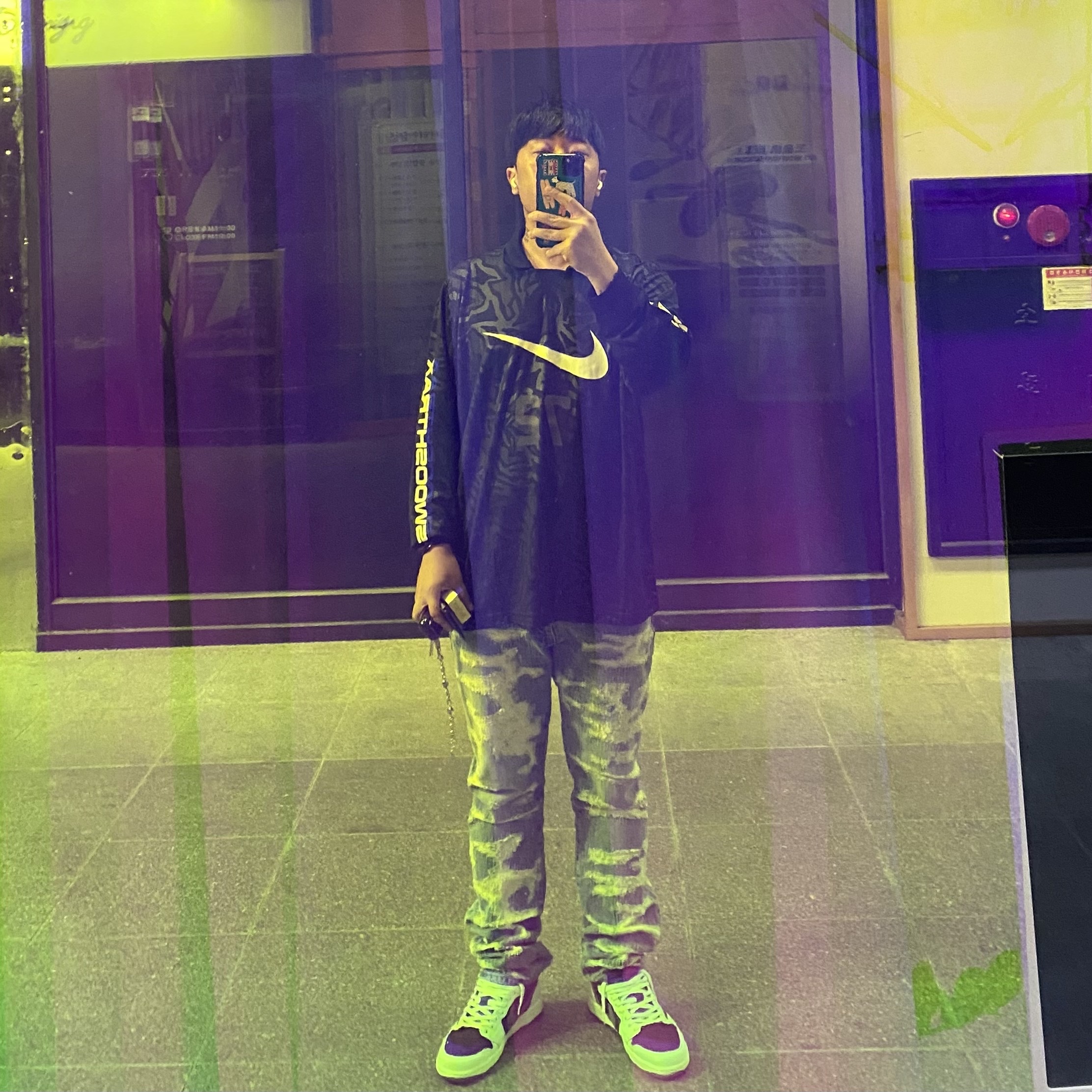 개지정 (@justicezzzzzz) 님의 게시물 | KREAM