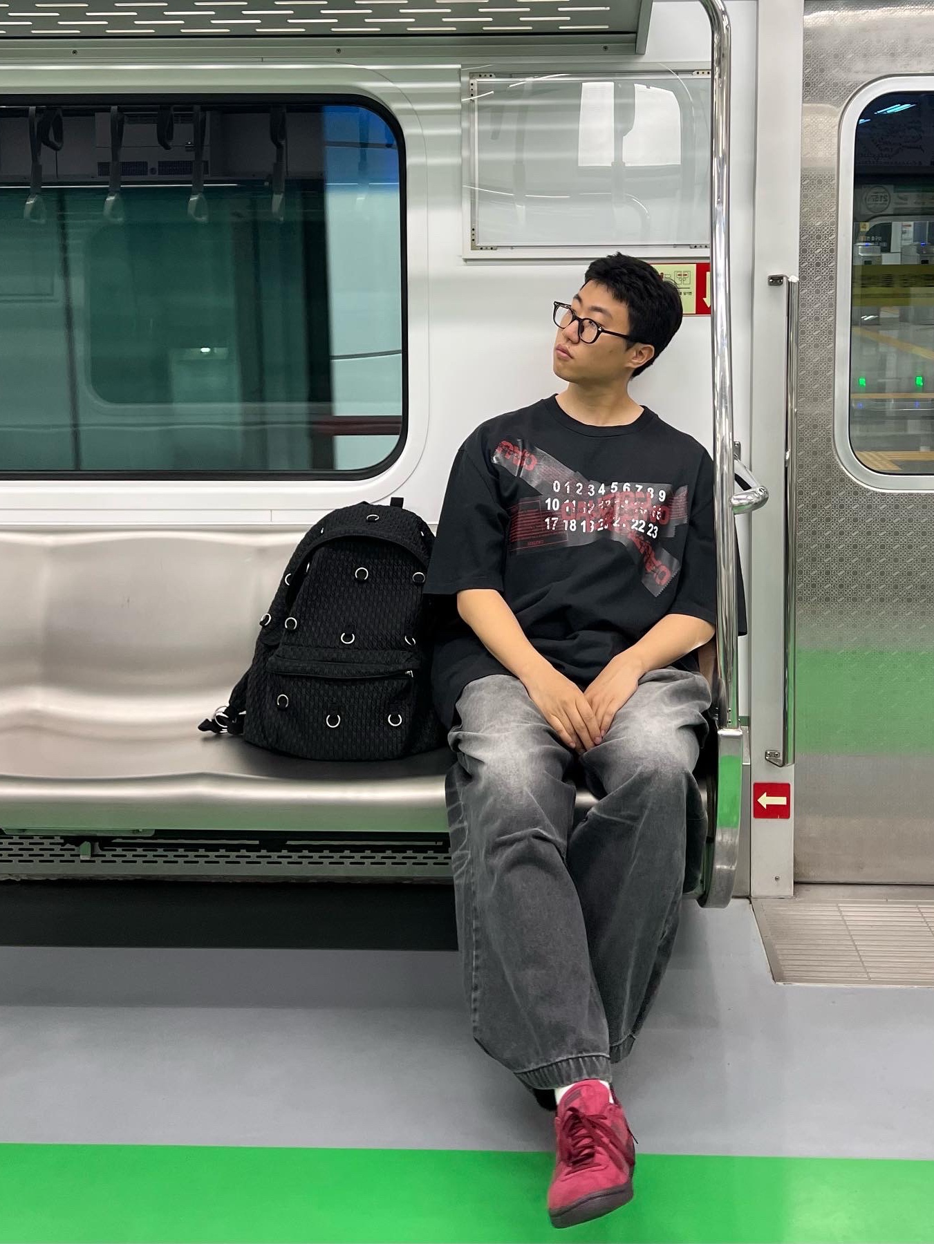 진 (@jin_dori_2) 님의 게시물 | KREAM