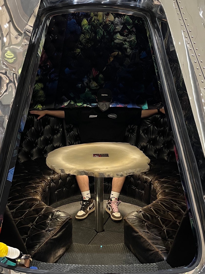 ? (@jhkk__) 님의 게시물 | KREAM