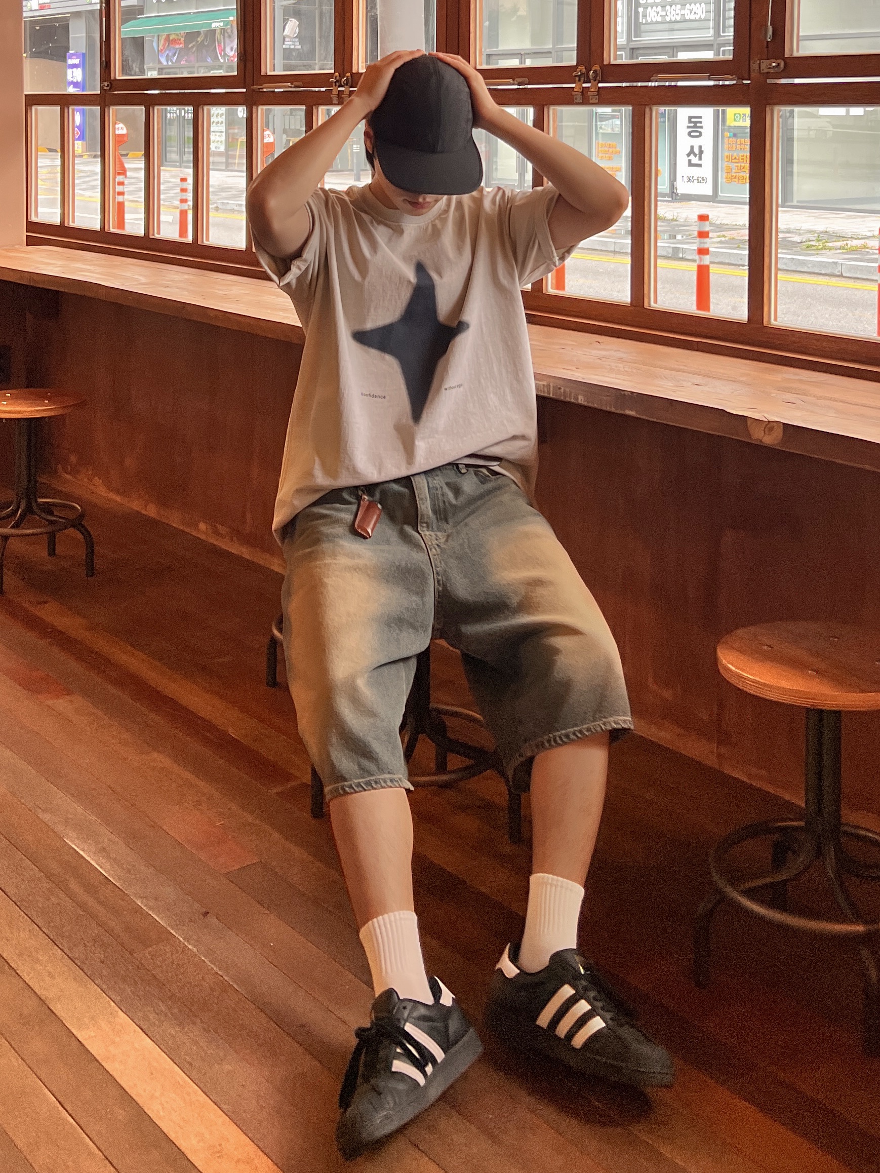 세현 (@me_iro) 님의 게시물 | KREAM