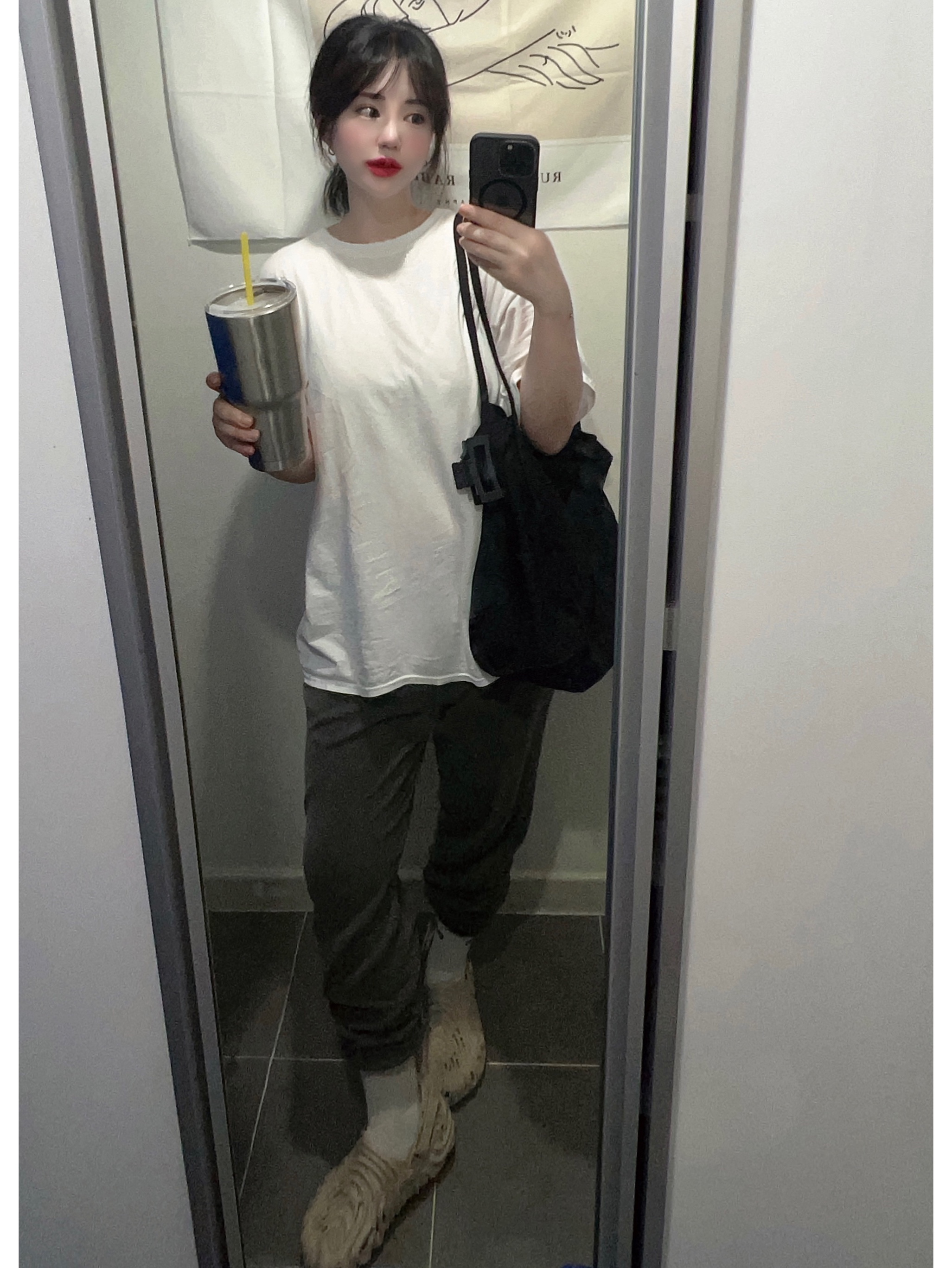 핼둥 (@xx__hr) 님의 게시물 | KREAM