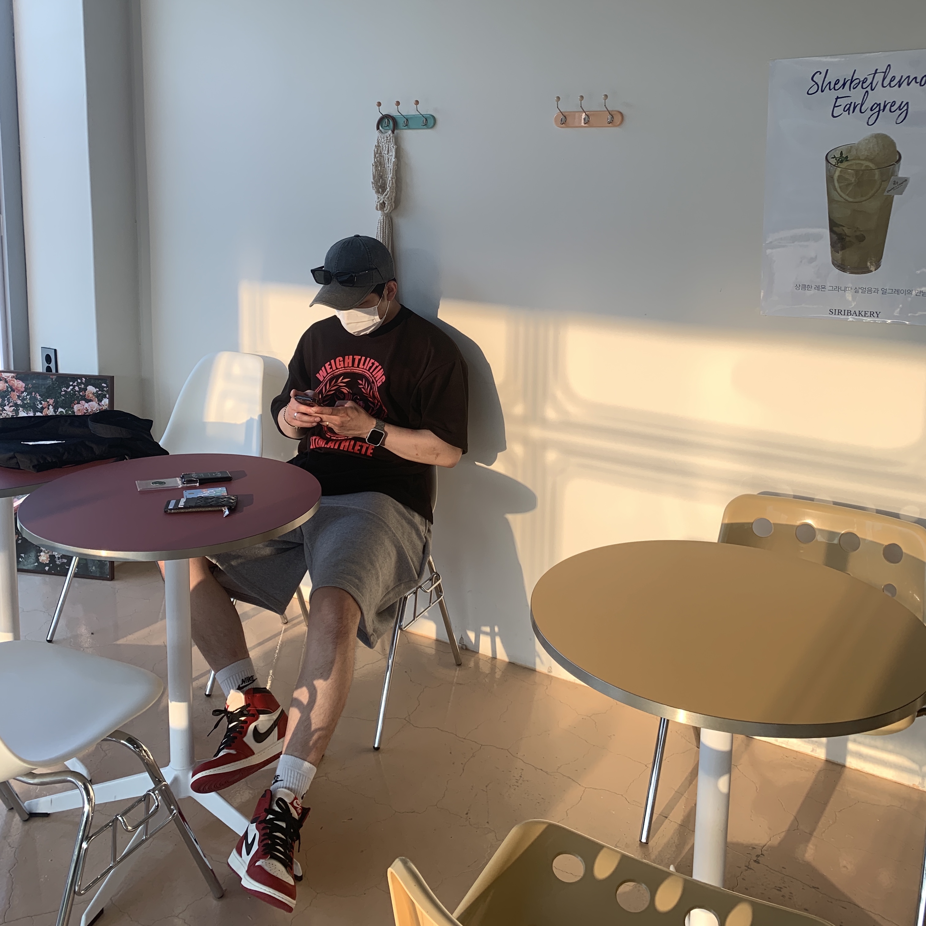 (@d.won__s) 님의 게시물 | KREAM