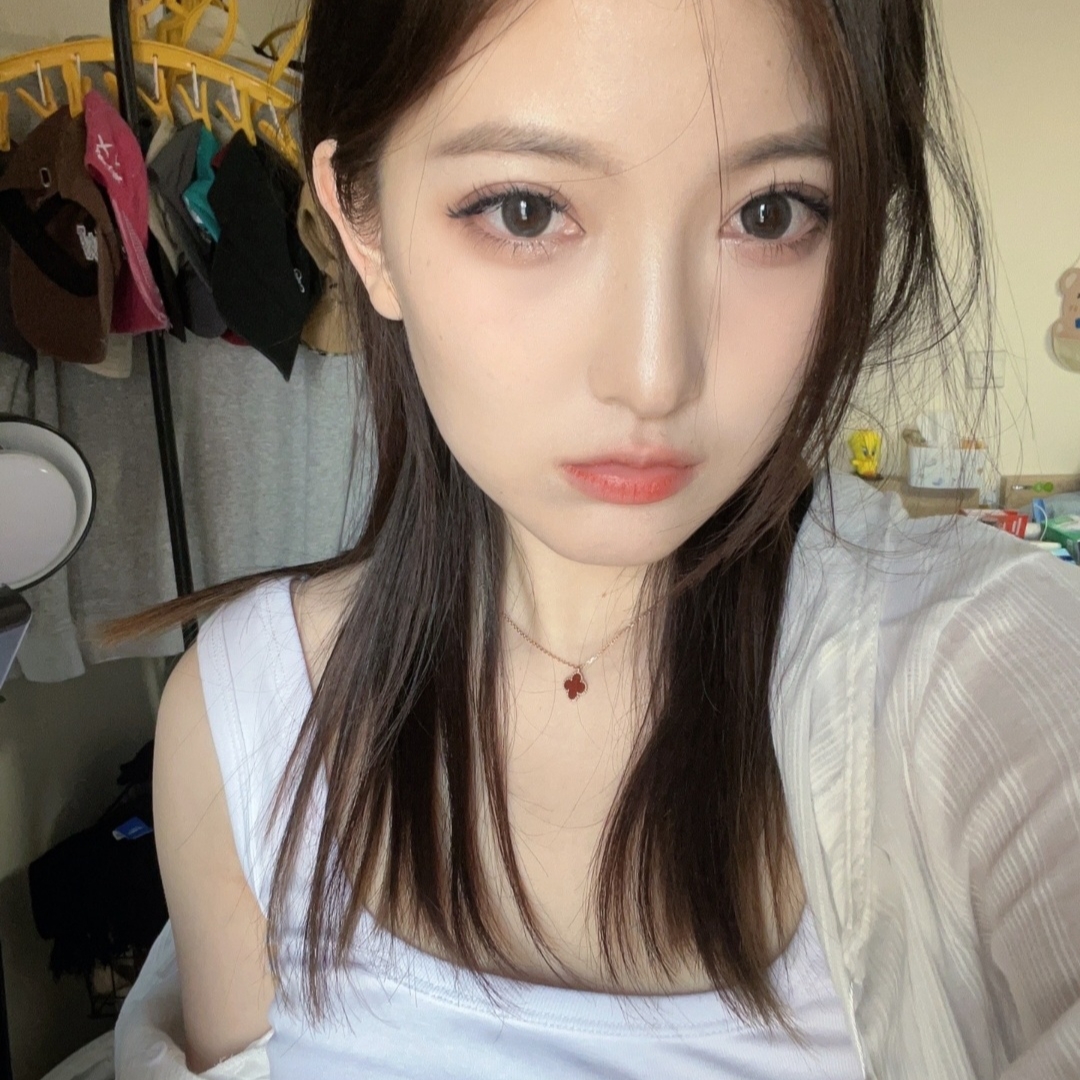 duanyilun02 (@cfauqy) 님의 게시물 | KREAM