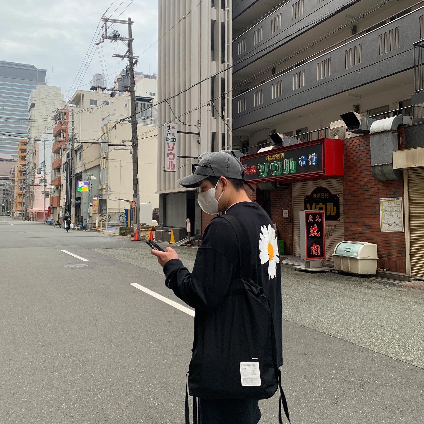 (@d.won__s) 님의 게시물 | KREAM