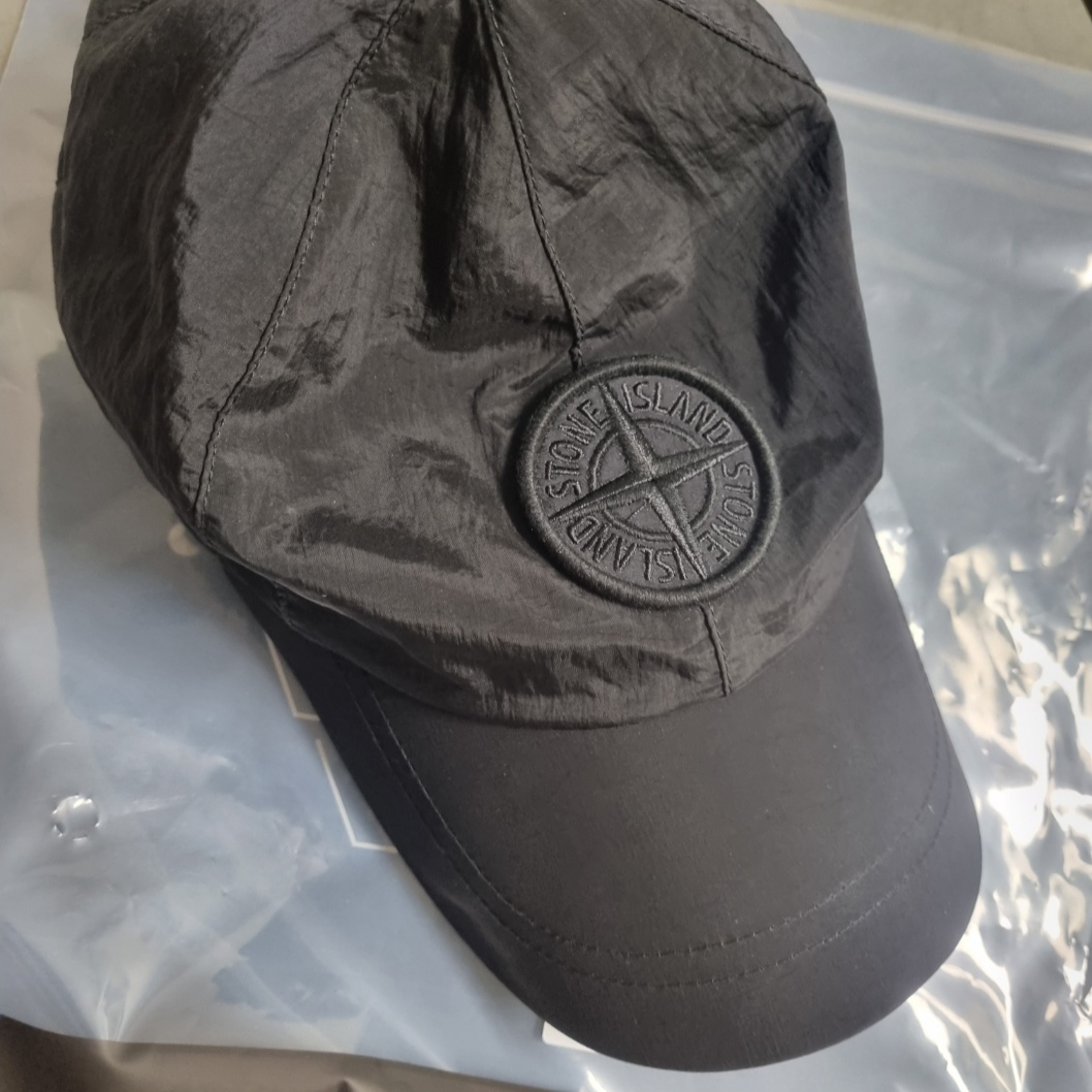 교디 (@kyody) 님의 게시물 | KREAM