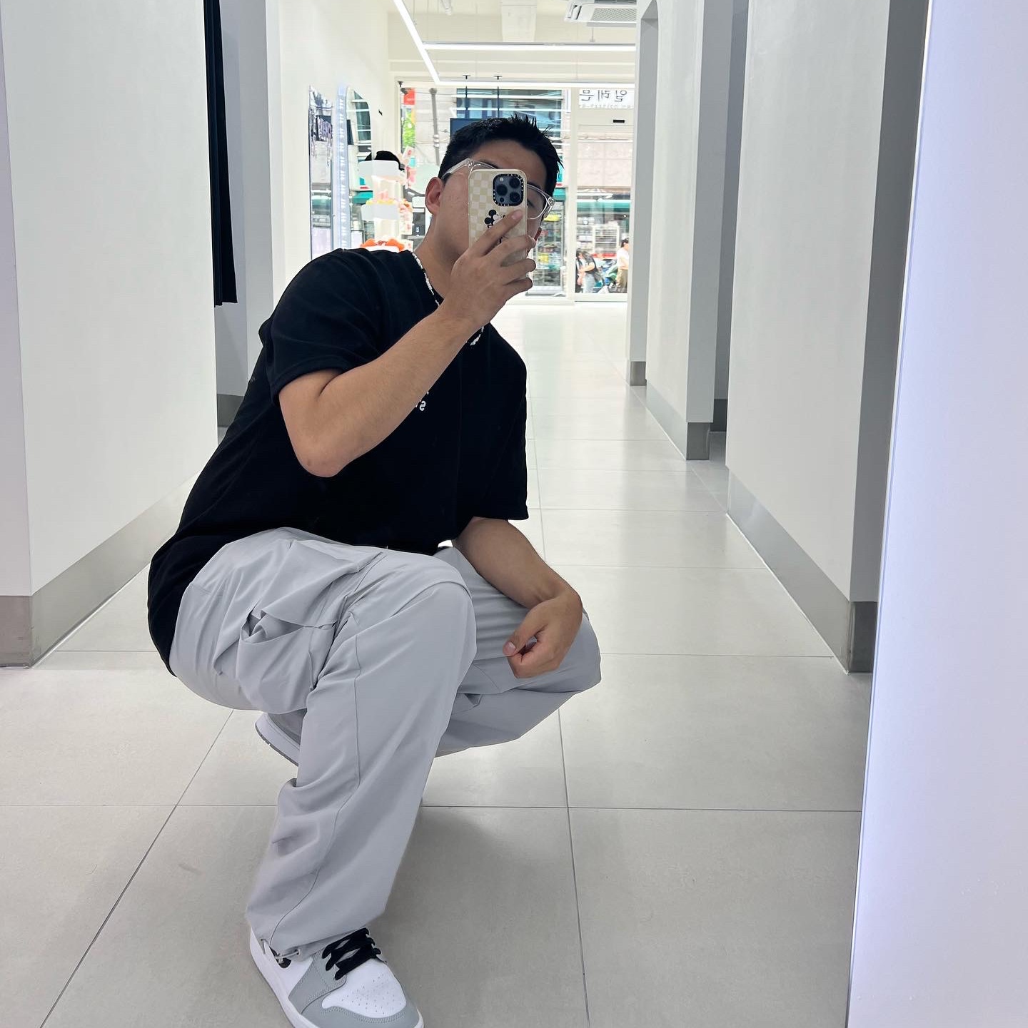 우성민 (@_ddangmin_) 님의 게시물 | KREAM