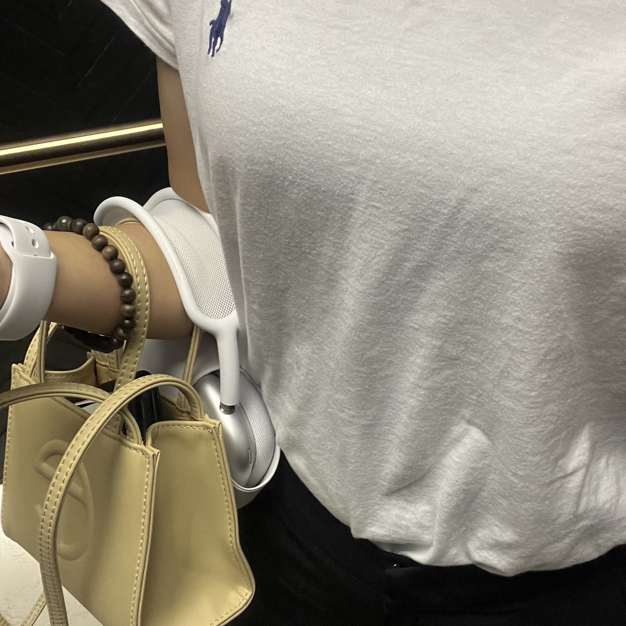 김쪼 (@j._.jo) 님의 게시물 | KREAM