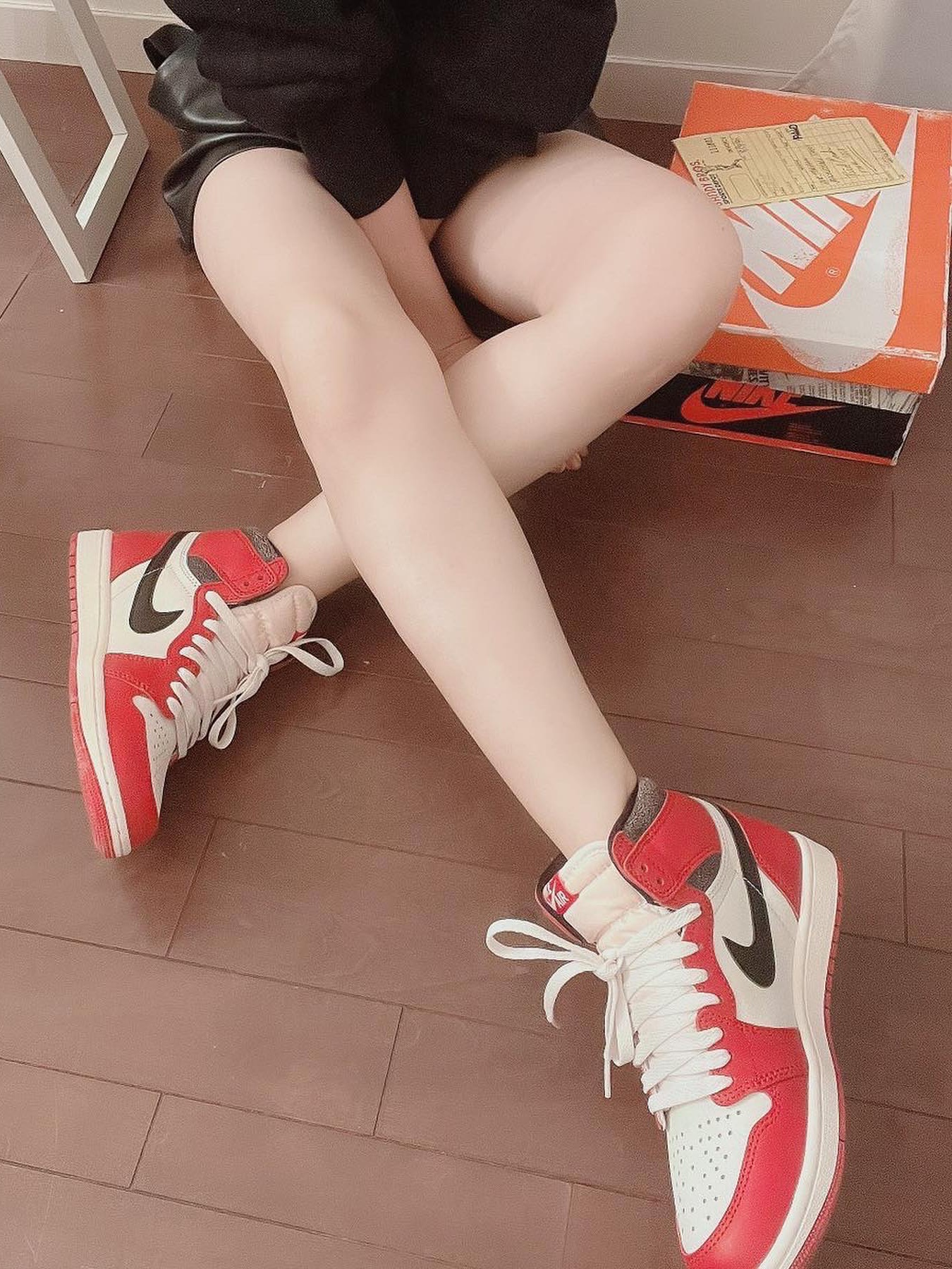 🖤 (@koo_h_s) 님의 게시물 | KREAM