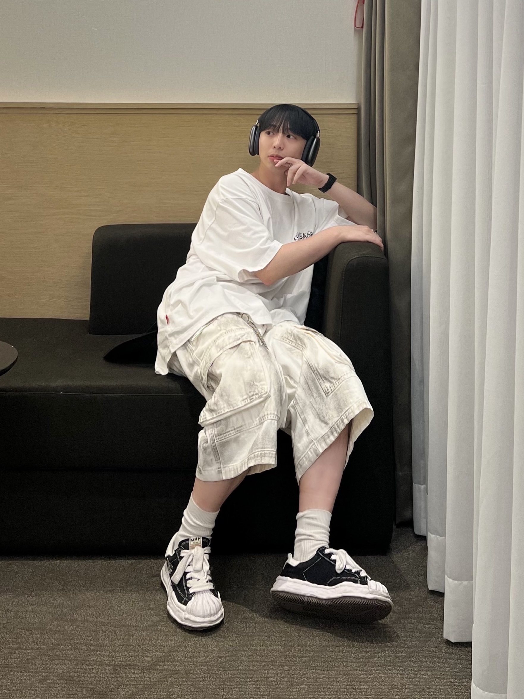 소코년 (@sonyunko) 님의 게시물 | KREAM