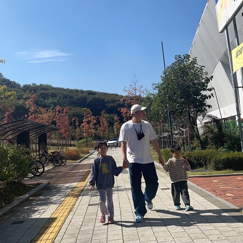 의현조 (@joy_hyun) 님의 게시물 | KREAM